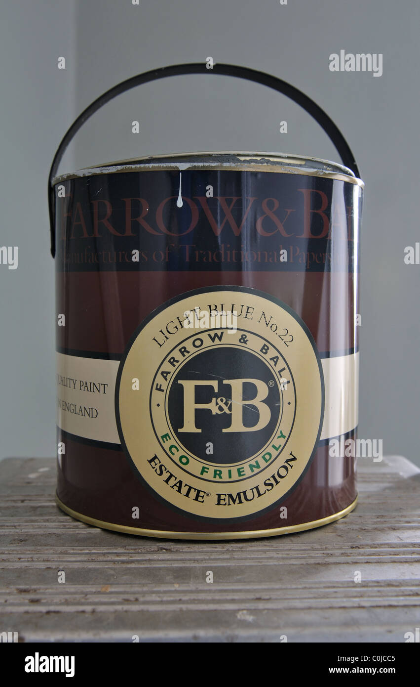 Dosen von farrow und ball farbe -Fotos und -Bildmaterial in hoher ...