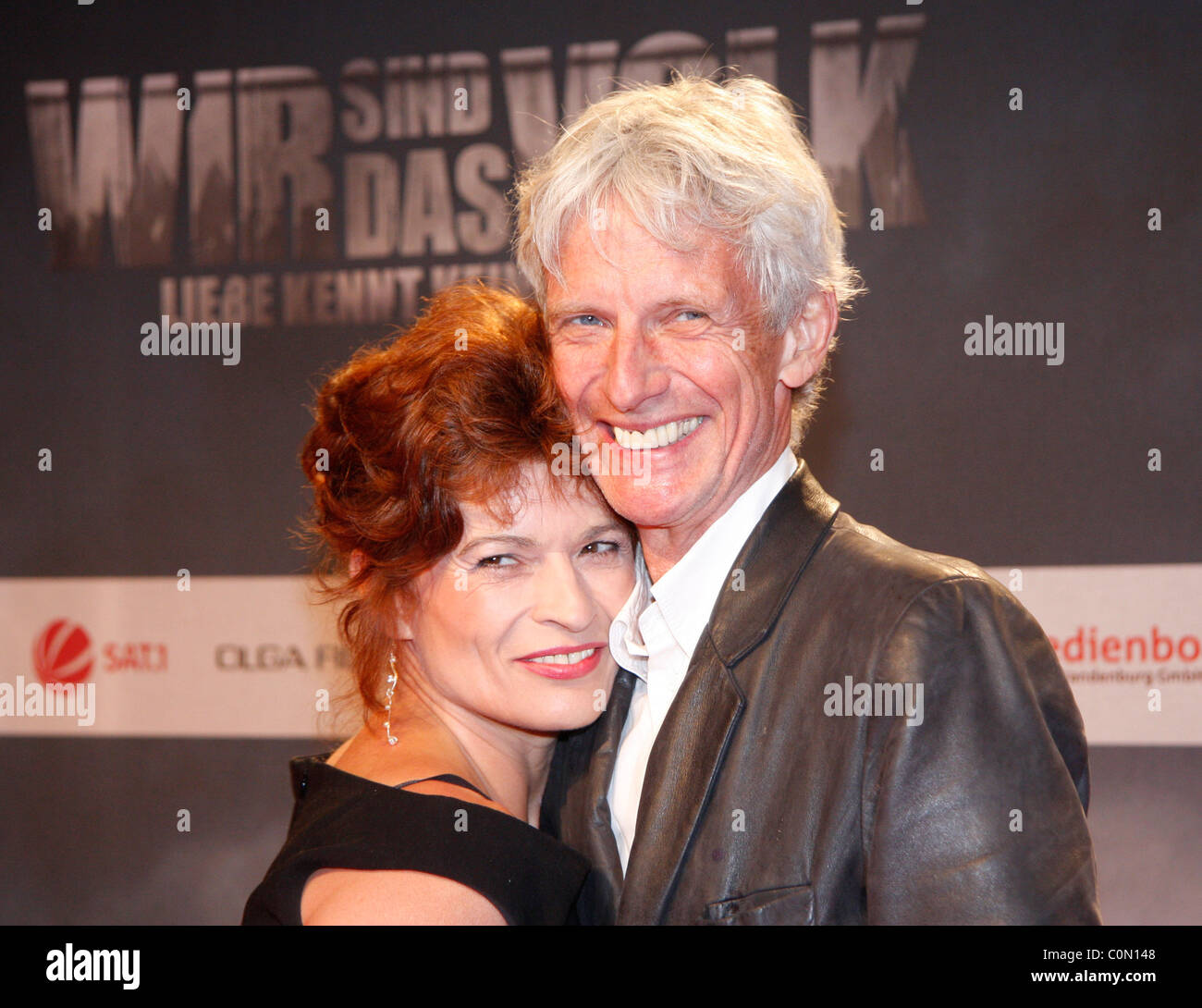 Gabrielle Scharnitzky, Mathieu Carriere Premiere für den TV-Film "Wir Sind Das Volk - Liebe ...