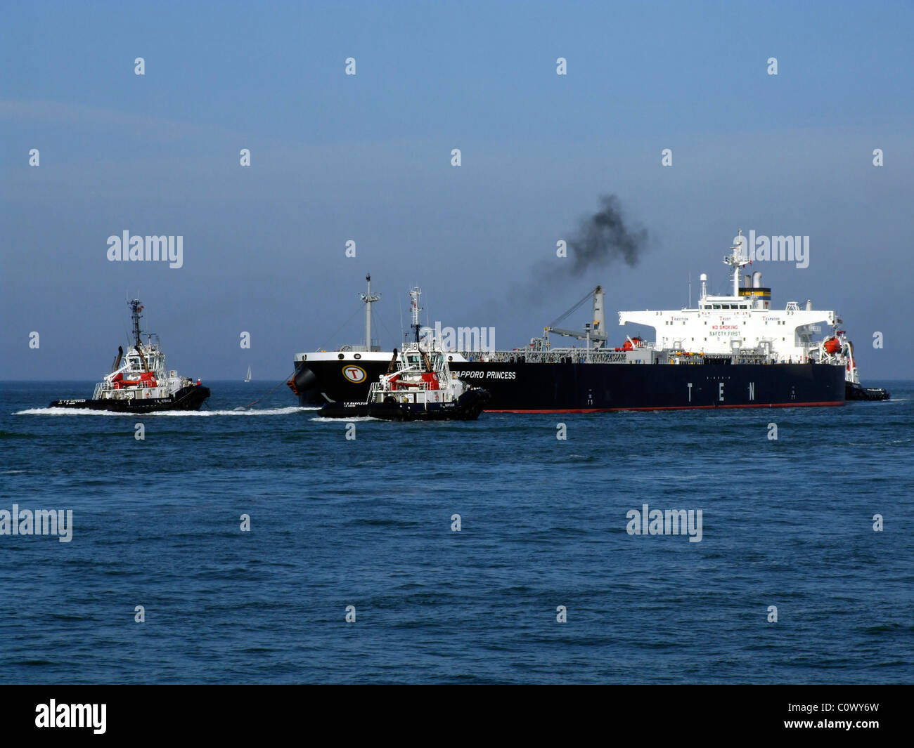 Schlepper tanker -Fotos und -Bildmaterial in hoher Auflösung – Alamy