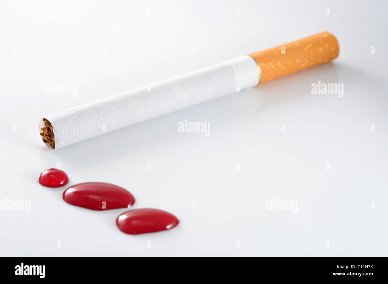 Zigarette nikotin -Fotos und -Bildmaterial in hoher Auflösung – Alamy