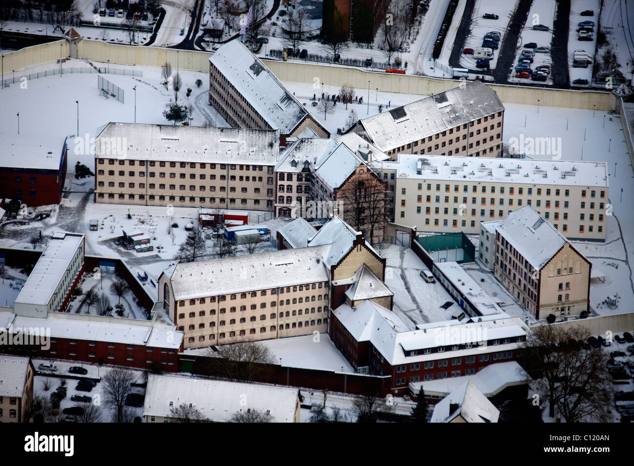 Justizvollzugsanstalt bochum -Fotos und -Bildmaterial in hoher ...