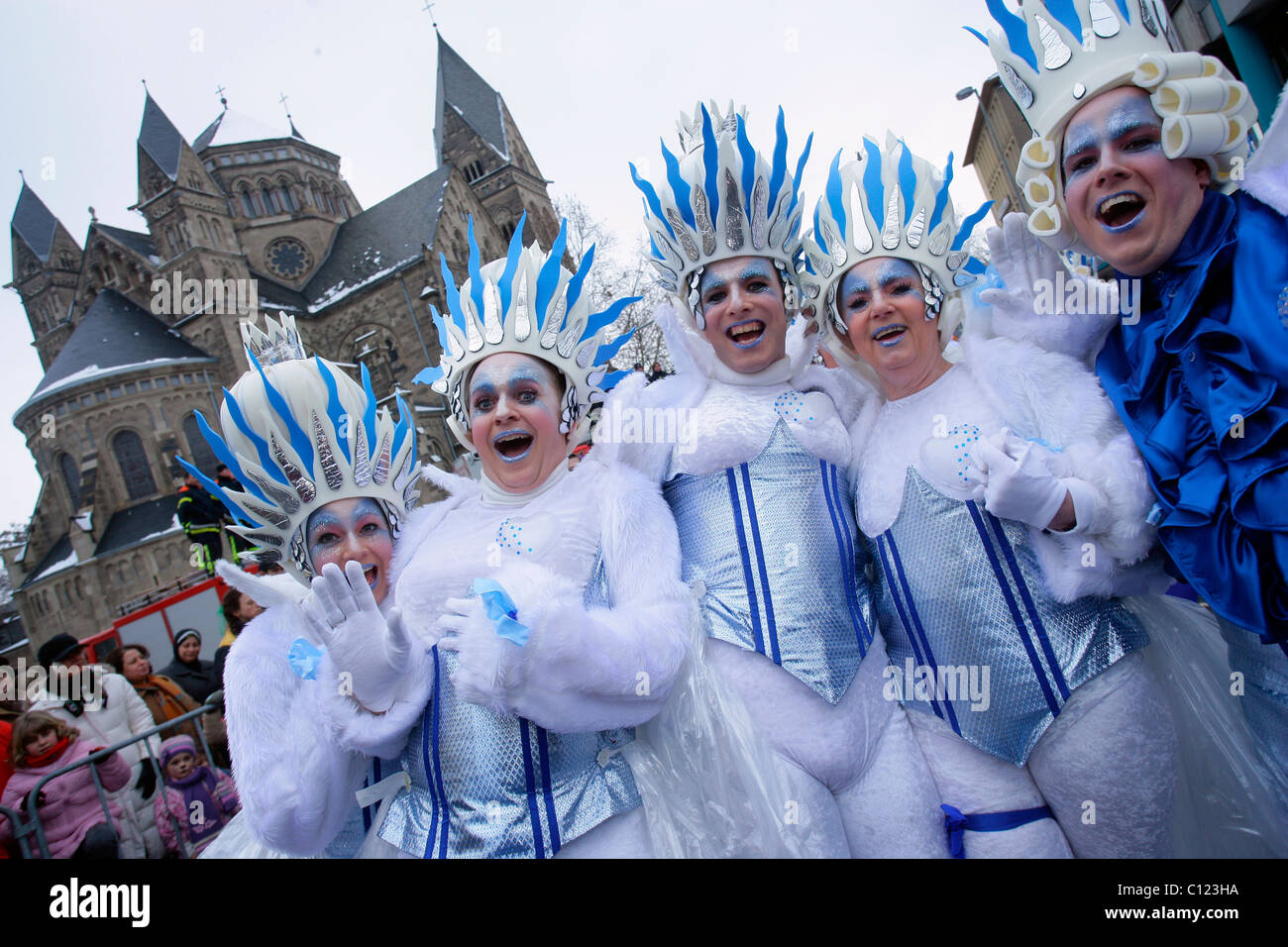 Carnival parade -Fotos und -Bildmaterial in hoher Auflösung – Alamy