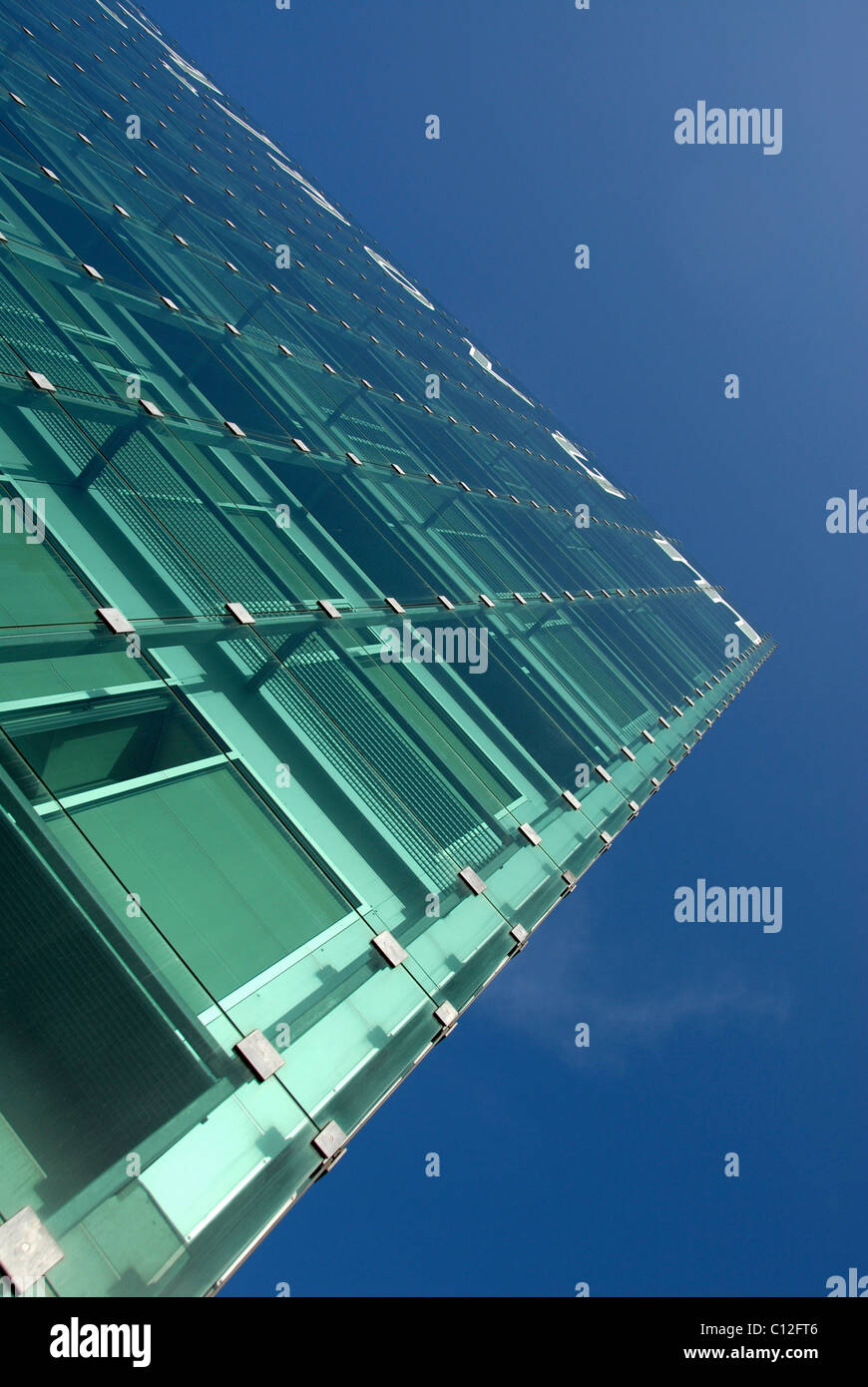 WTC-Alnovum befindet sich im Herzen von Almere (Niederlande) neben dem ...