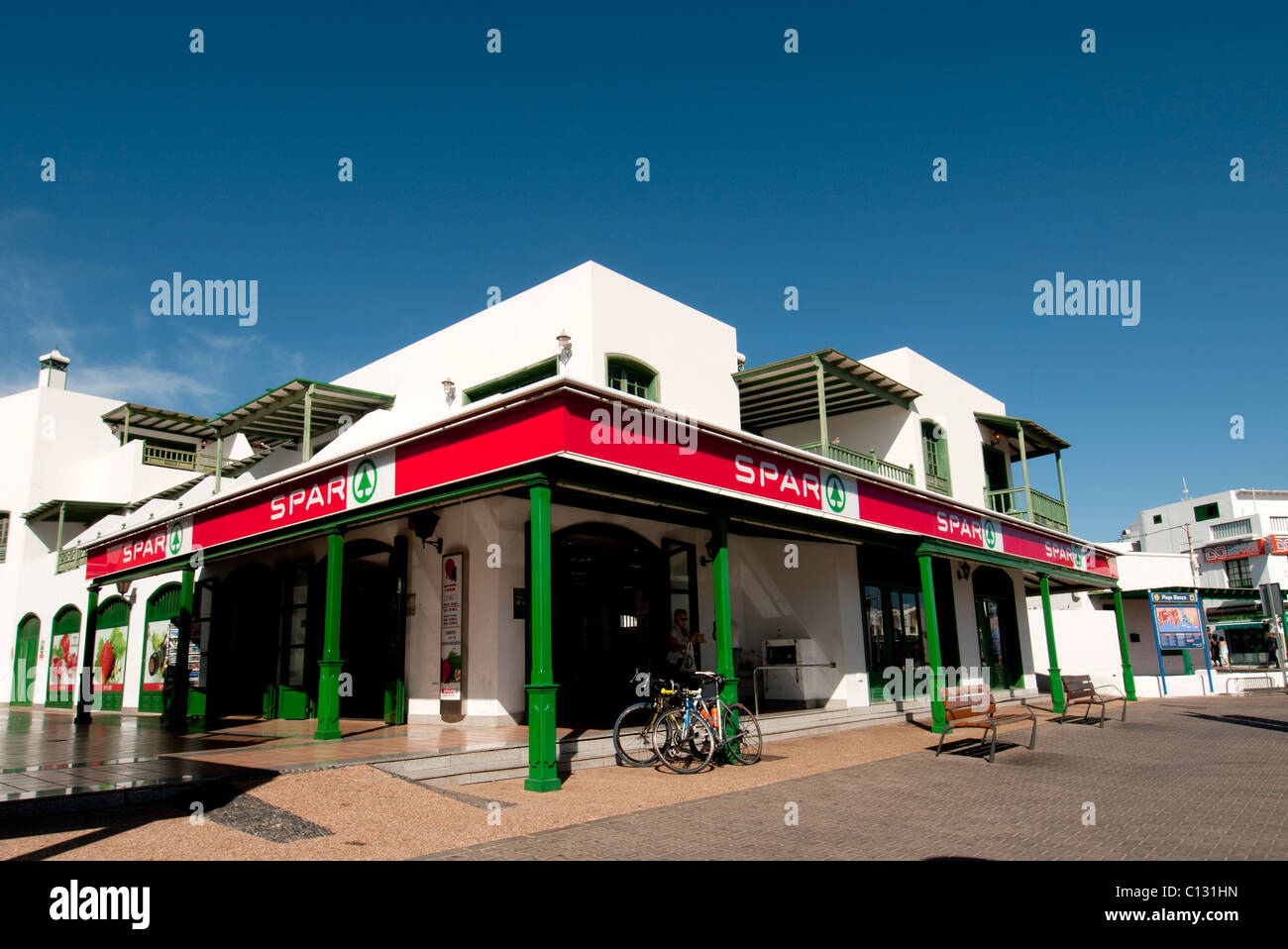 Spar supermarket shop -Fotos und -Bildmaterial in hoher Auflösung – Alamy