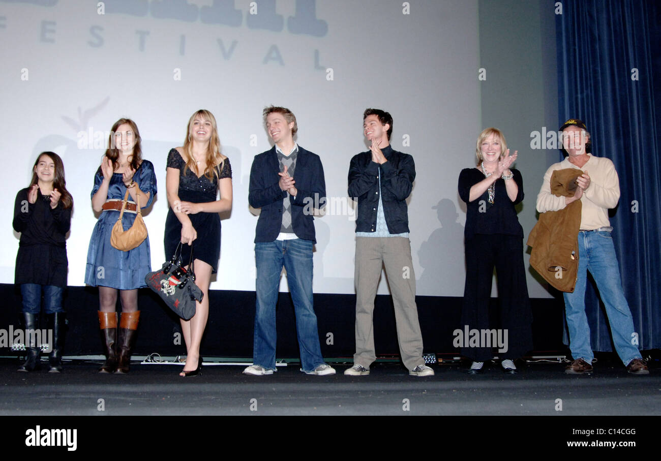 Darsteller: Ariel Gade, Devon Iott, Aimee Teegarden, Kameron Knox, Gast ...