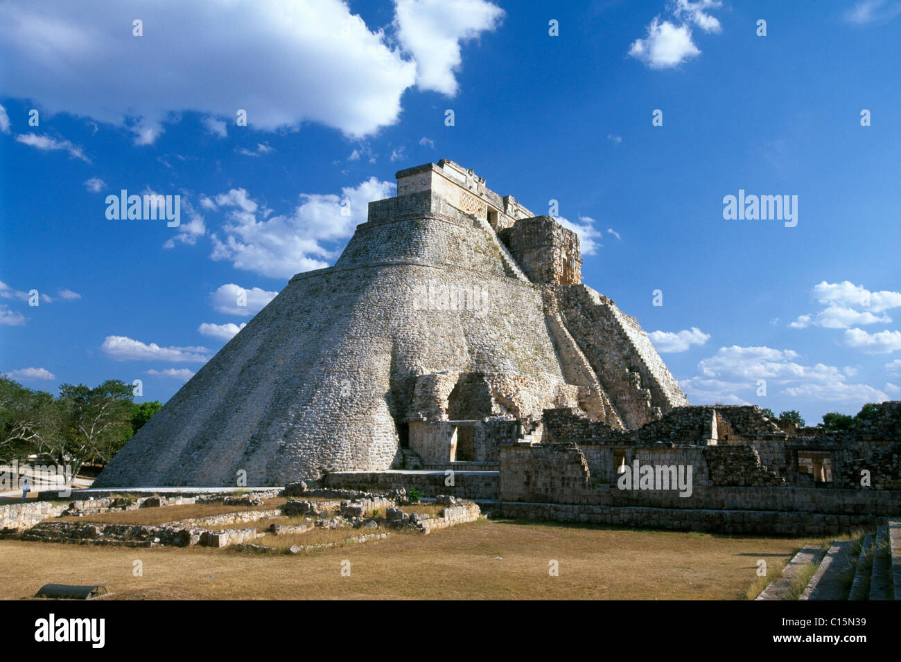 Maya-Tempel, Uxmal, Yucatan, Mexiko Stockfotografie - Alamy