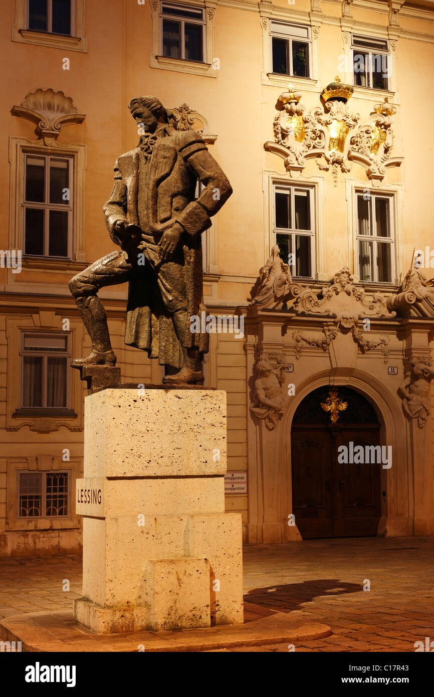 Lessing statue -Fotos und -Bildmaterial in hoher Auflösung – Alamy