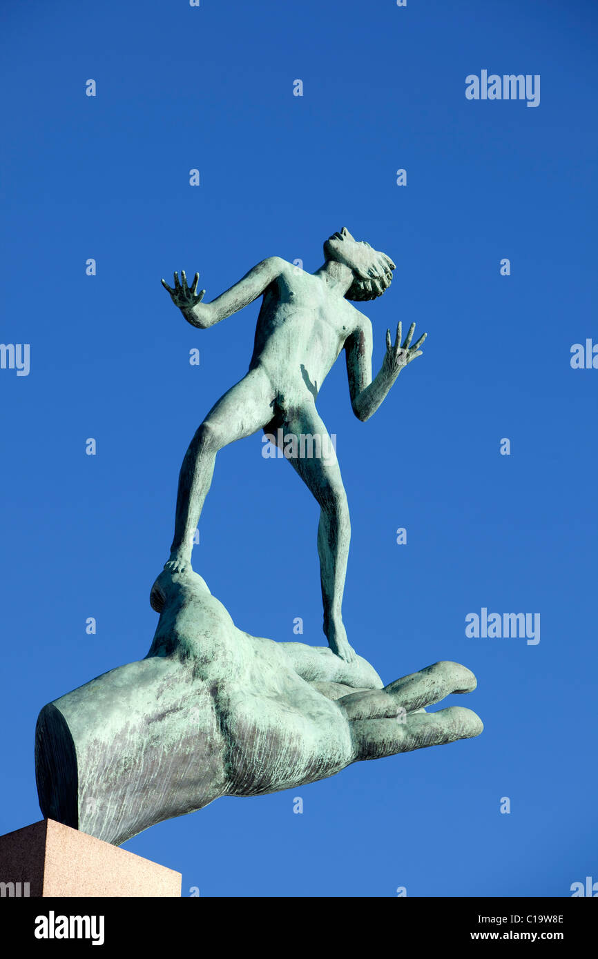 Hand of god -Fotos und -Bildmaterial in hoher Auflösung – Alamy