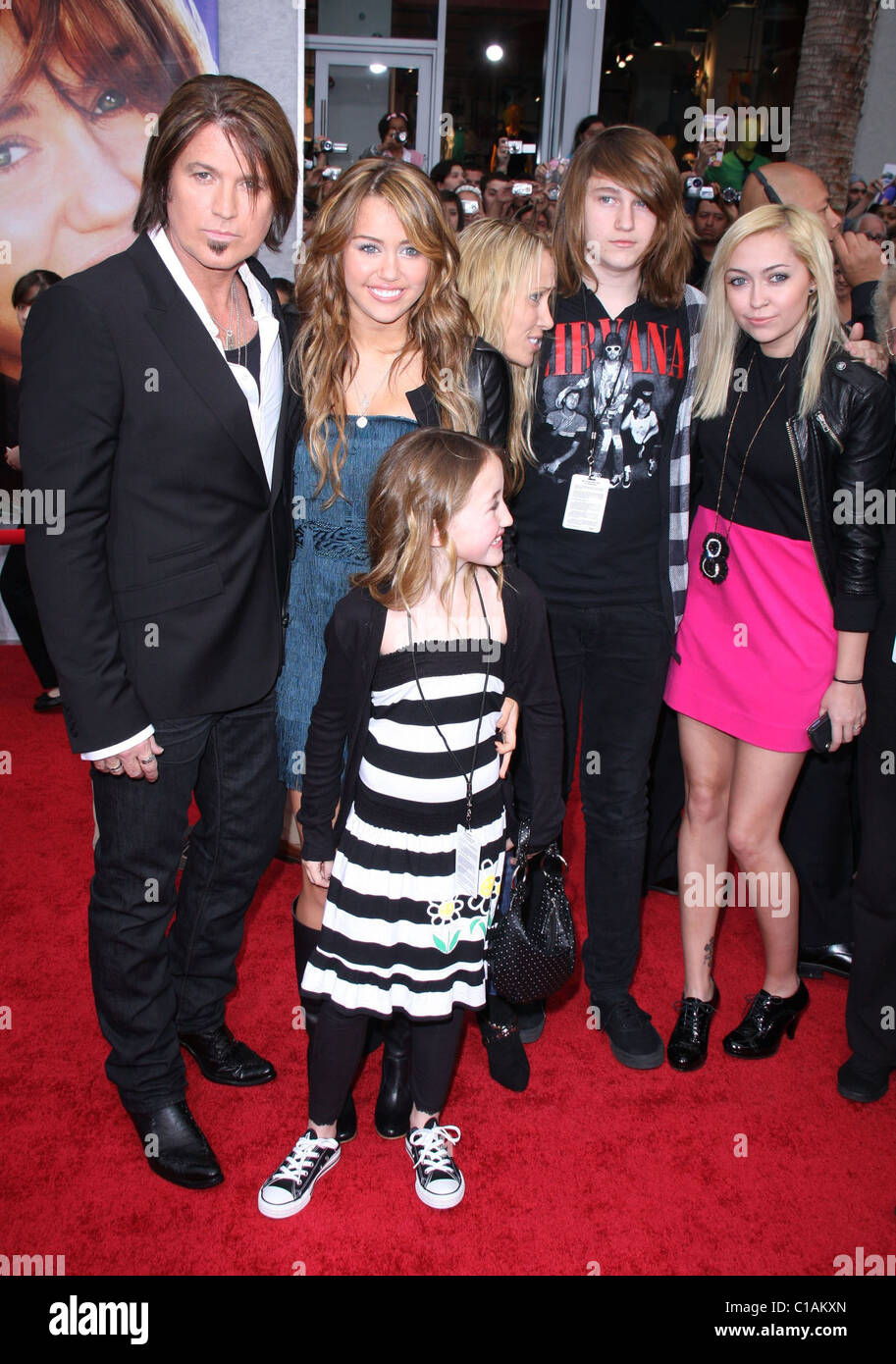 Cyrus, Miley Cyrus, Tish Cyrus, Braison Matthew Cyrus, Brandi Cyrus und ...