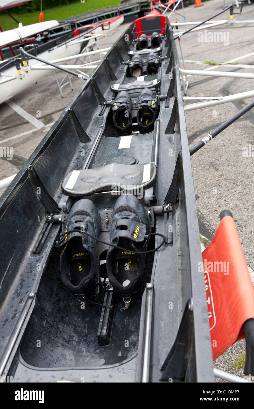 Scull ruderboot -Fotos und -Bildmaterial in hoher Auflösung – Alamy