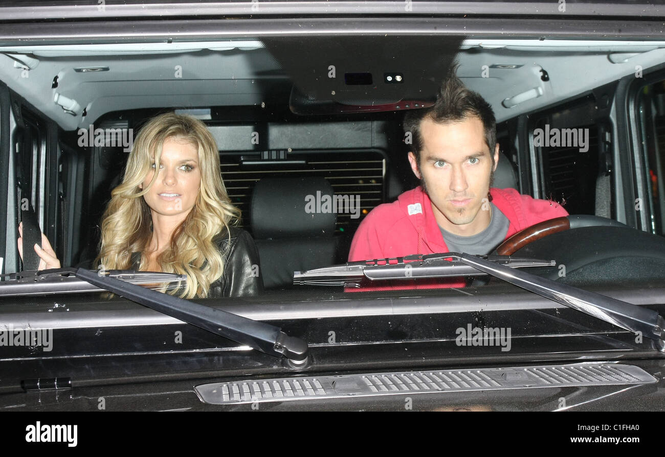 Griffin guess -Fotos und -Bildmaterial in hoher Auflösung – Alamy