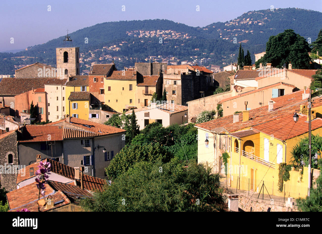 Hyeres And Old Town Stockfotos & Hyeres And Old Town Bilder - Alamy