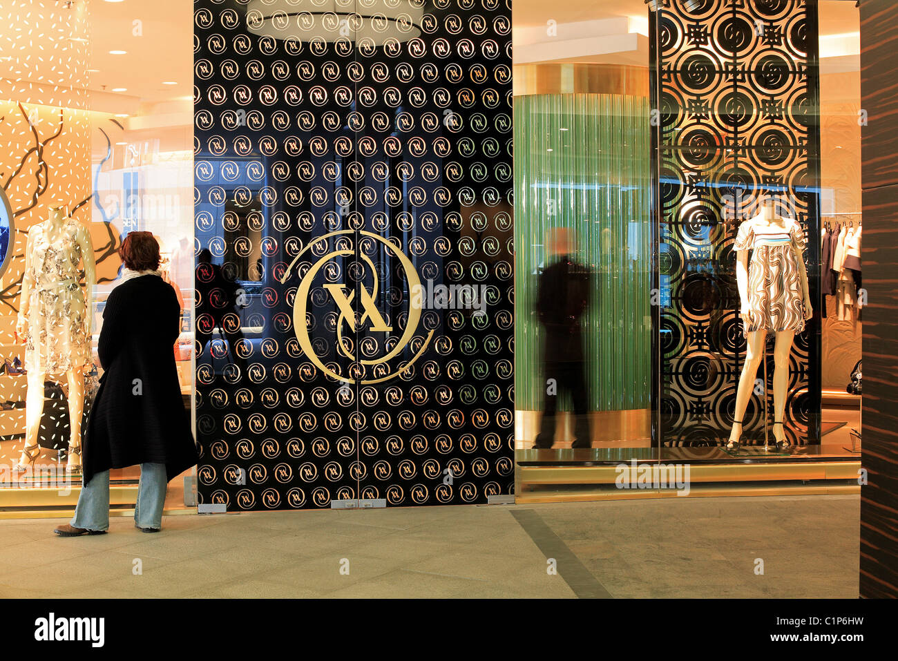Türkei Istanbul Levant Bezirk Kanyon Shopping Mall (Kanyon Alisveris ...