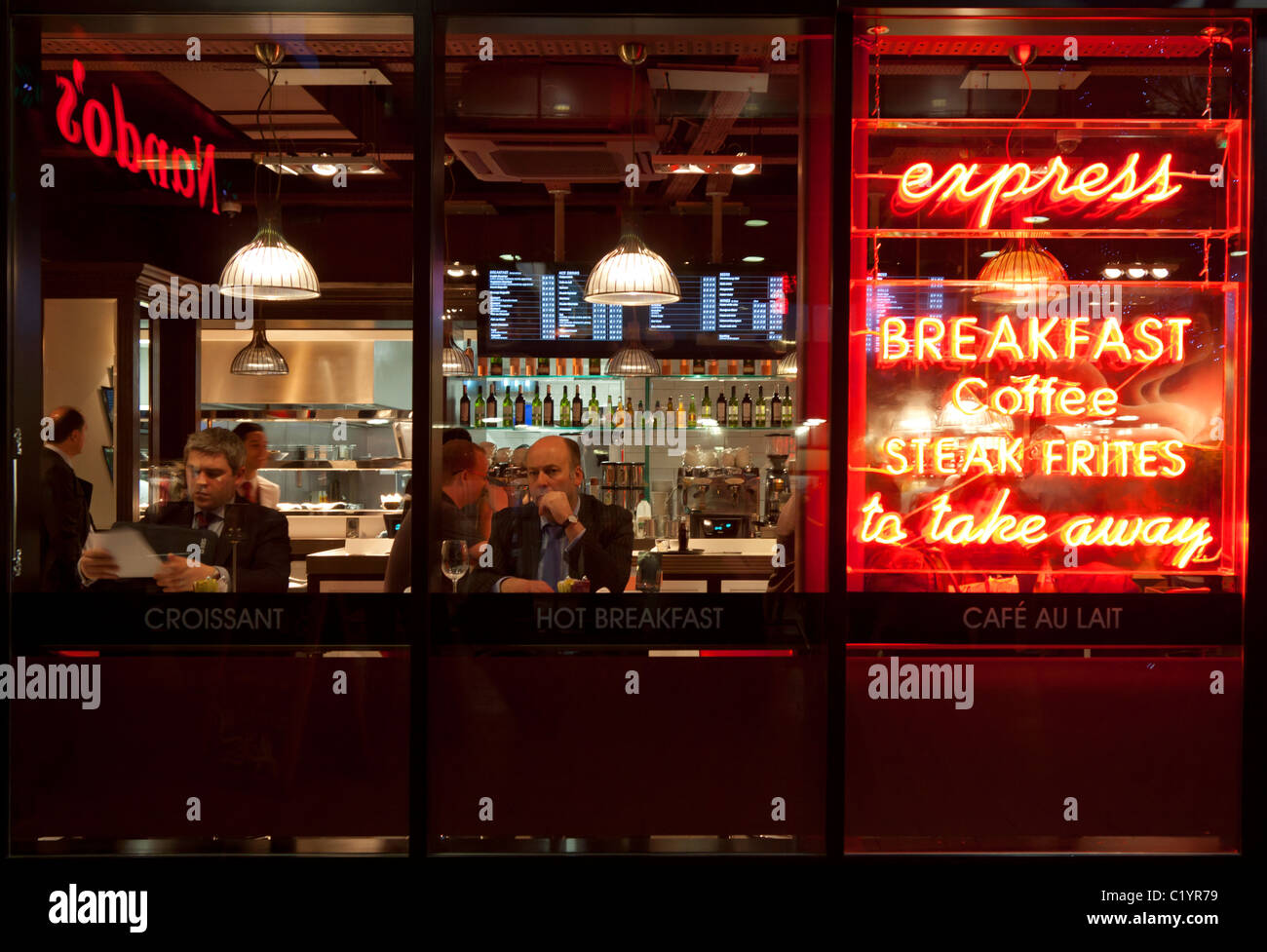 Euston restaurant -Fotos und -Bildmaterial in hoher Auflösung – Alamy