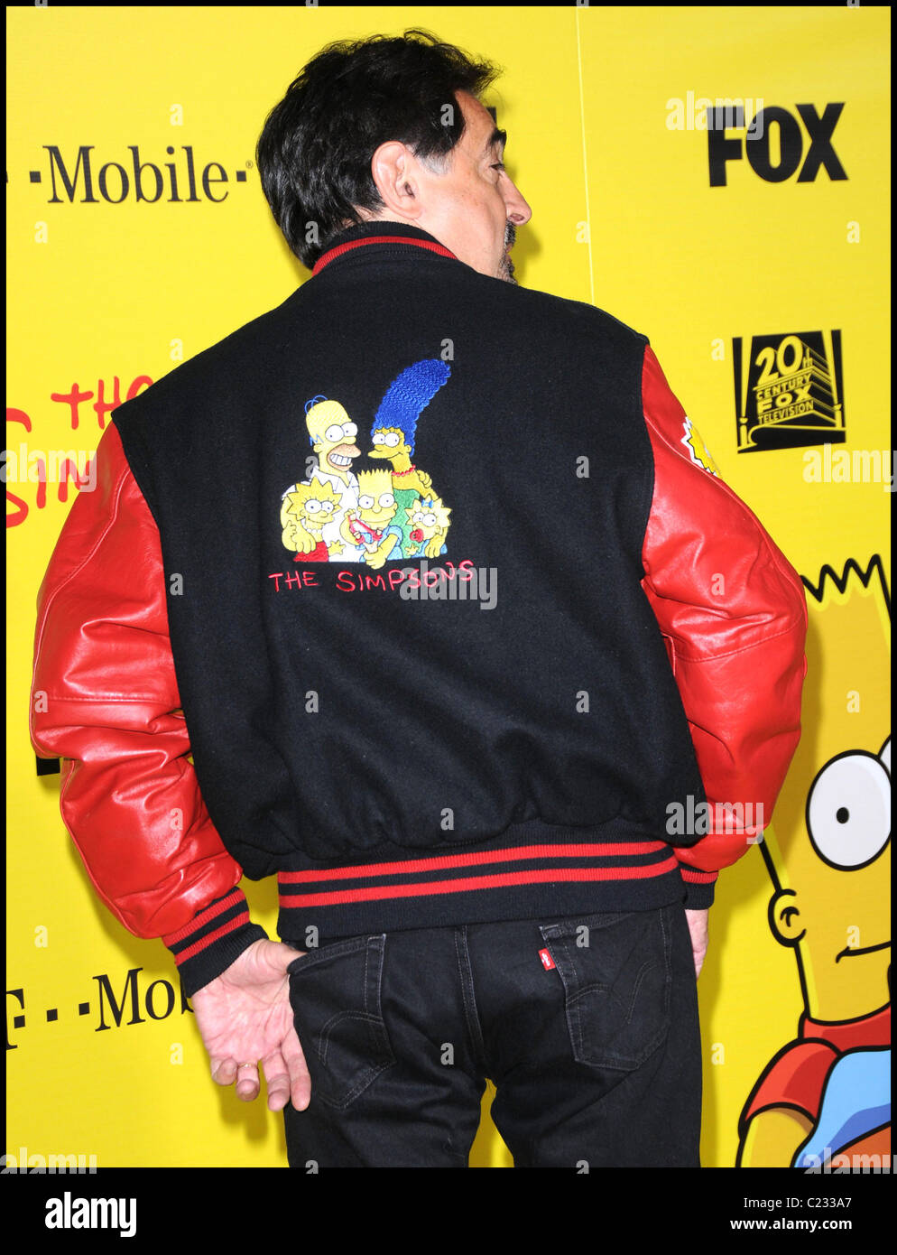 Joe Montegna bei den Simpsons Treehouse Of Horror XX und 20. Jahrestag ...