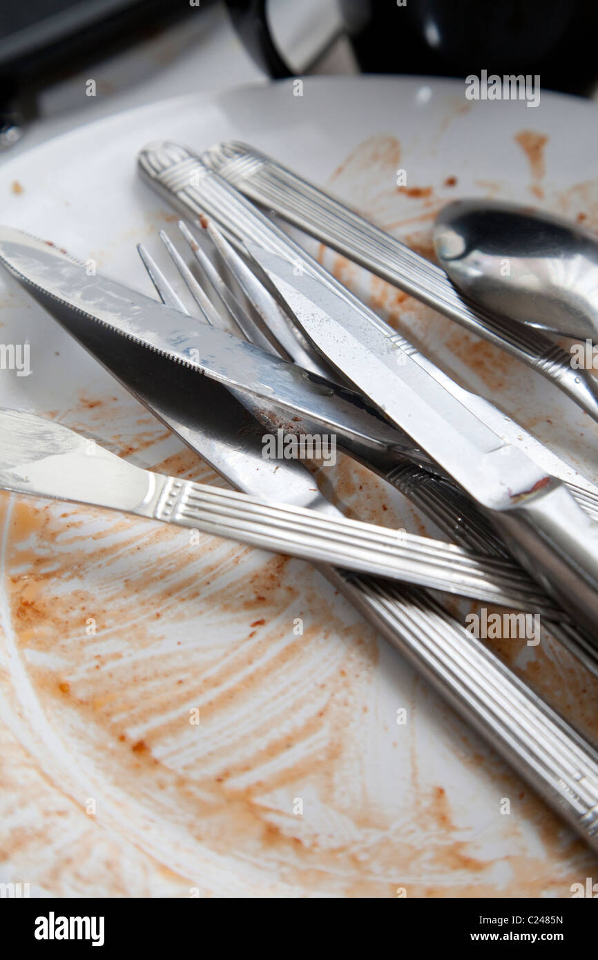Schmutziges messer und gabel -Fotos und -Bildmaterial in hoher ...
