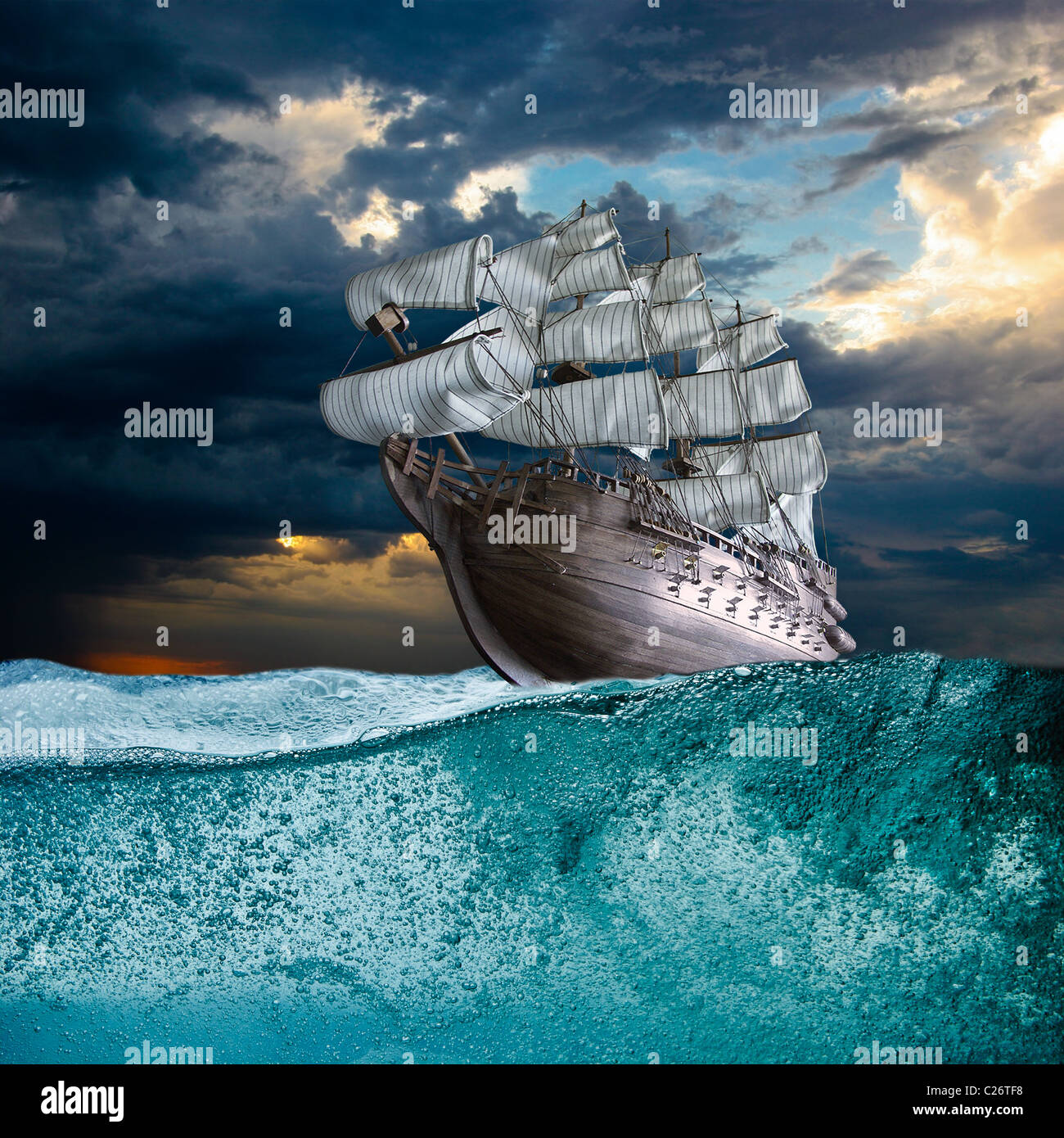 Old Ship Sailing Storm Stockfotos und -bilder Kaufen - Alamy
