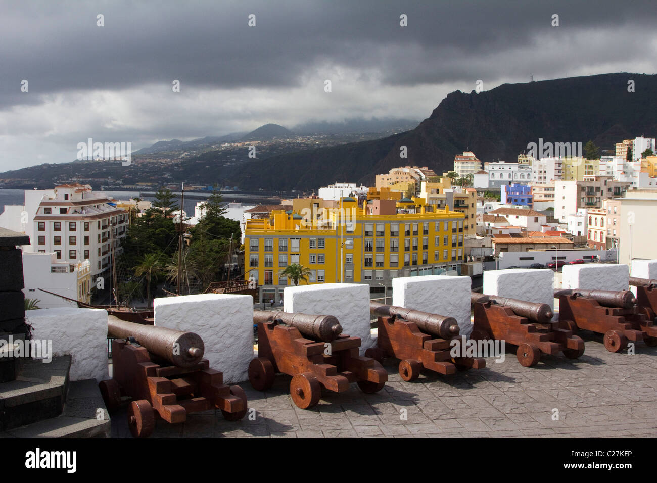 Santa cruz de la palma einkaufen -Fotos und -Bildmaterial in hoher ...