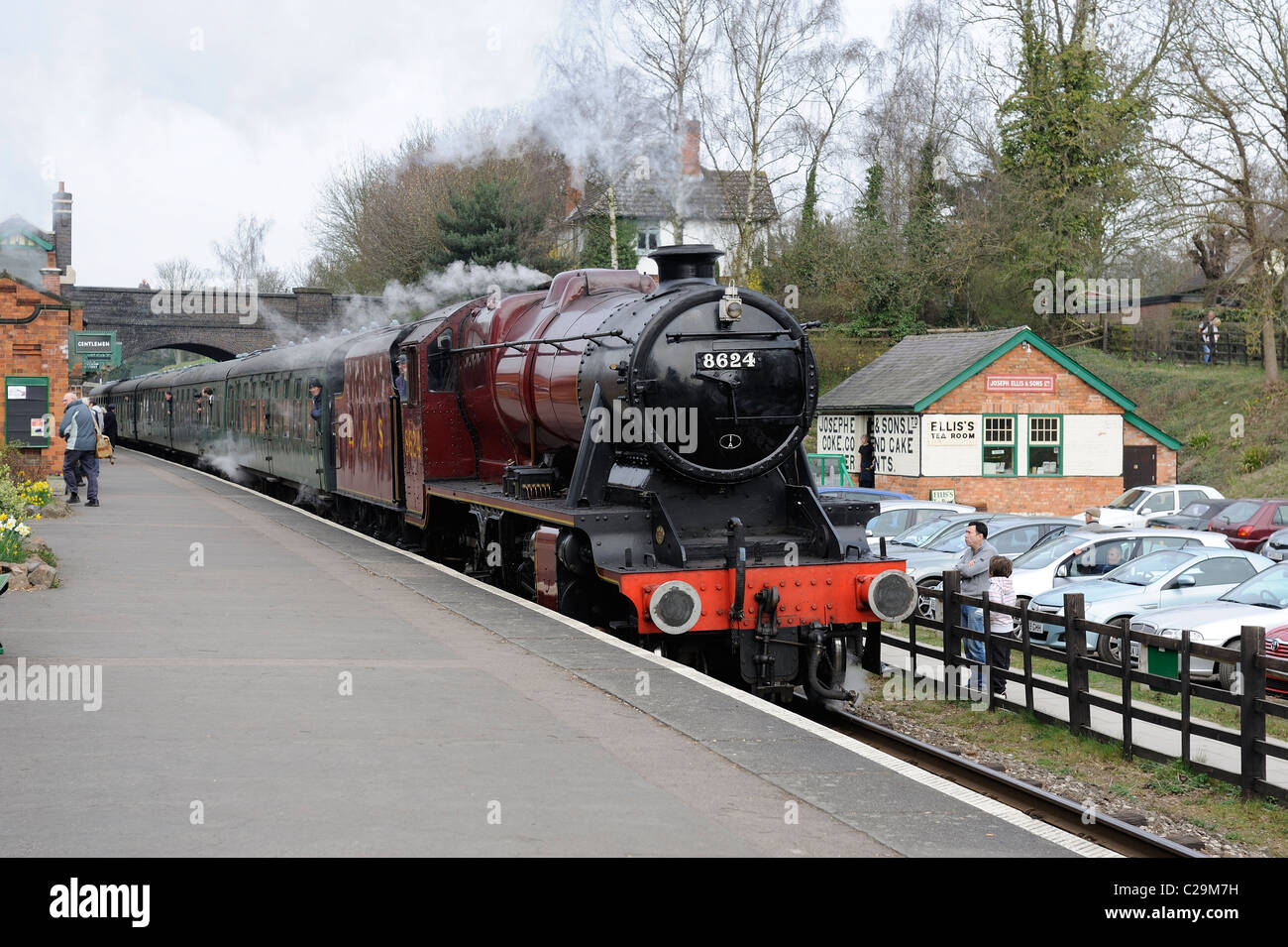 Lms stanier 8f klasse -Fotos und -Bildmaterial in hoher Auflösung – Alamy
