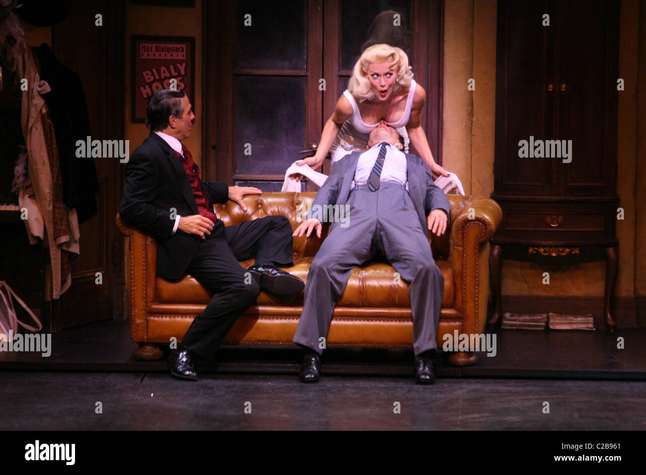 Tony Danza, Leigh Zimmerman und Larry Raben Tony Danza Darsteller in ...