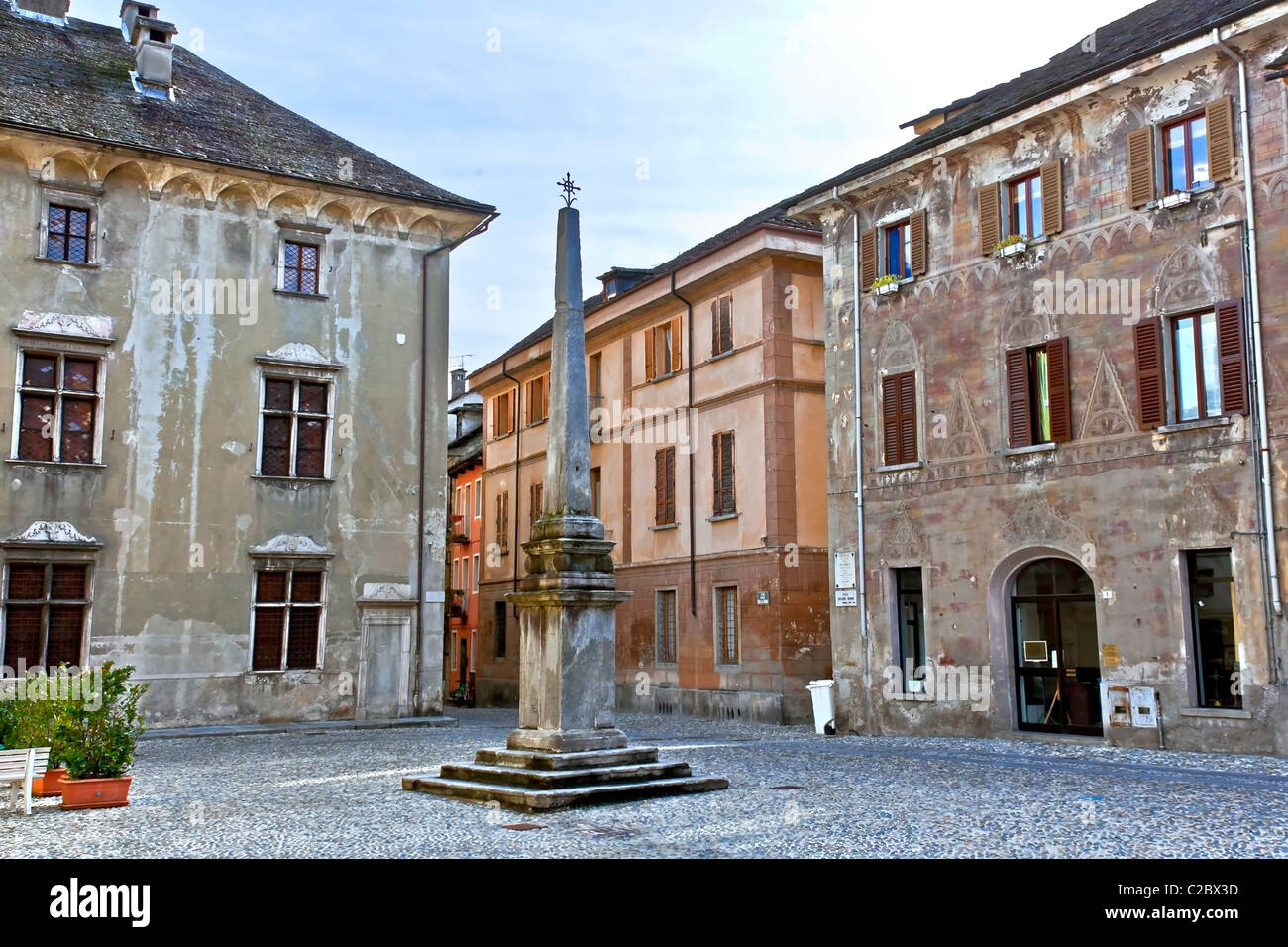 Domodossola im Piemont, Italien Stockfotografie - Alamy