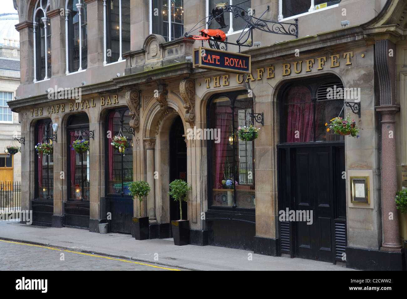 Cafe royal bar edinburgh -Fotos und -Bildmaterial in hoher Auflösung ...