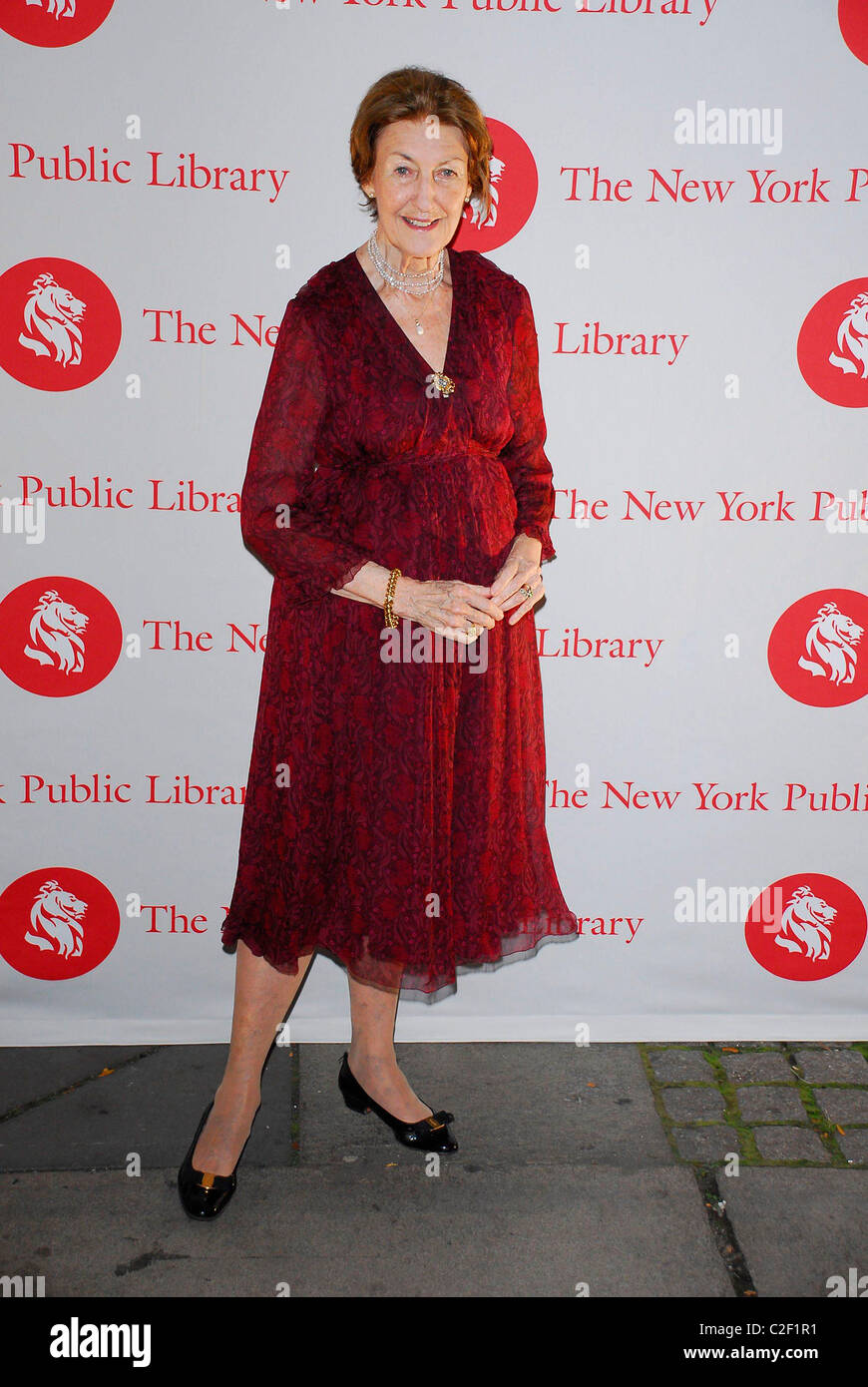 Shirley hazzard -Fotos und -Bildmaterial in hoher Auflösung – Alamy