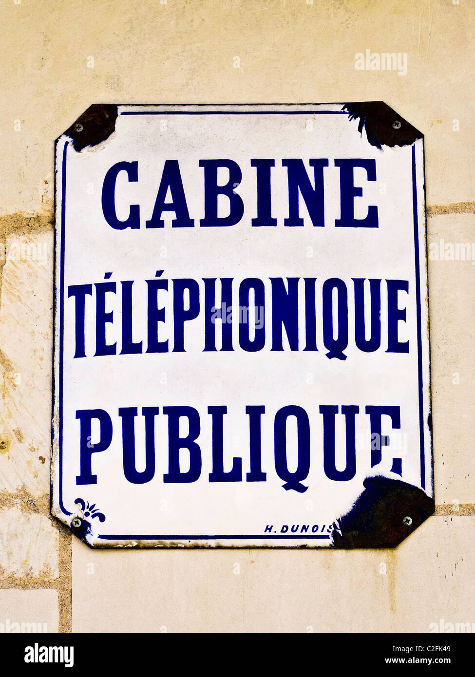 Public telephone sign -Fotos und -Bildmaterial in hoher Auflösung – Alamy