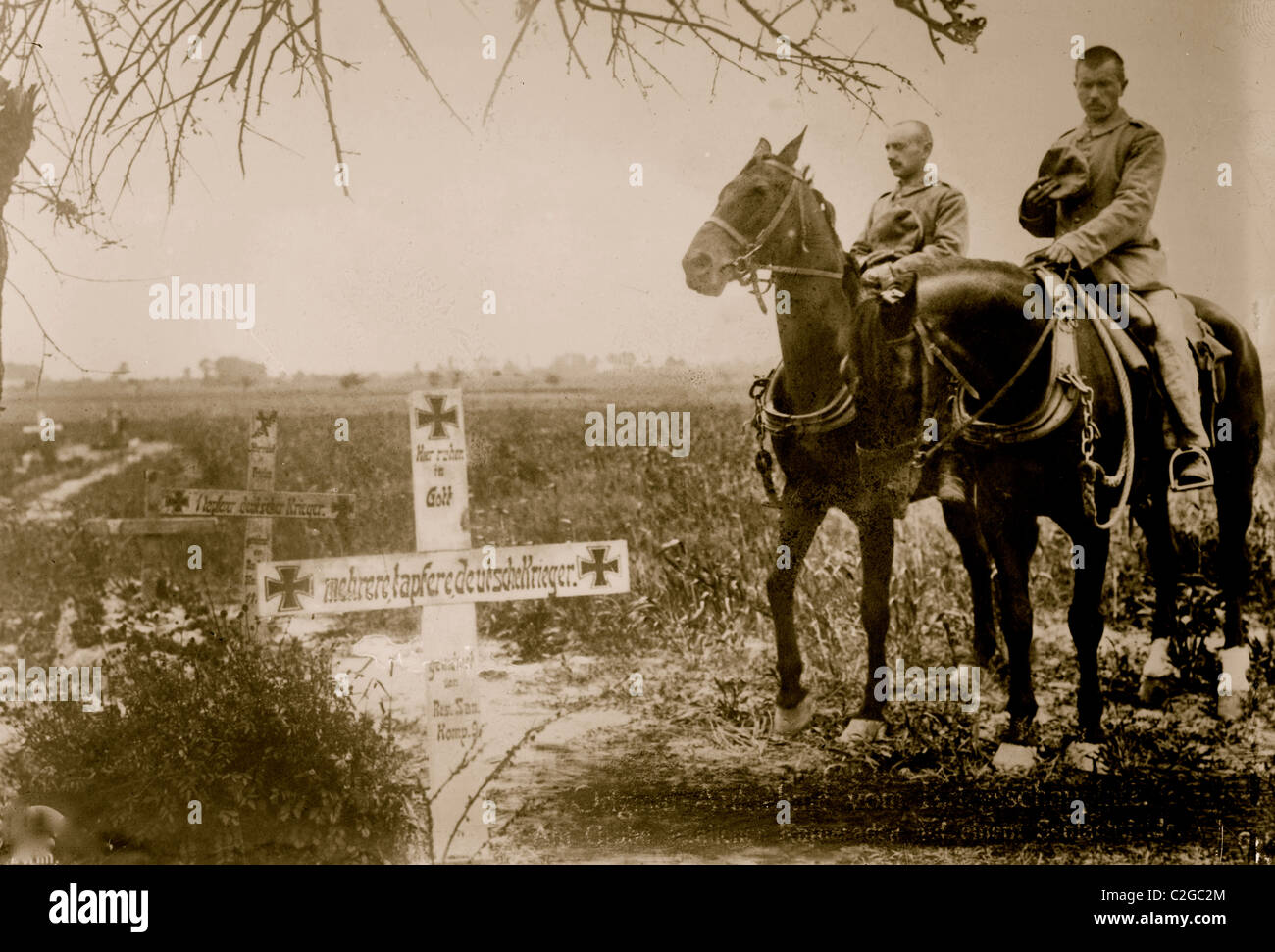 Deutsche kameraden -Fotos und -Bildmaterial in hoher Auflösung – Alamy