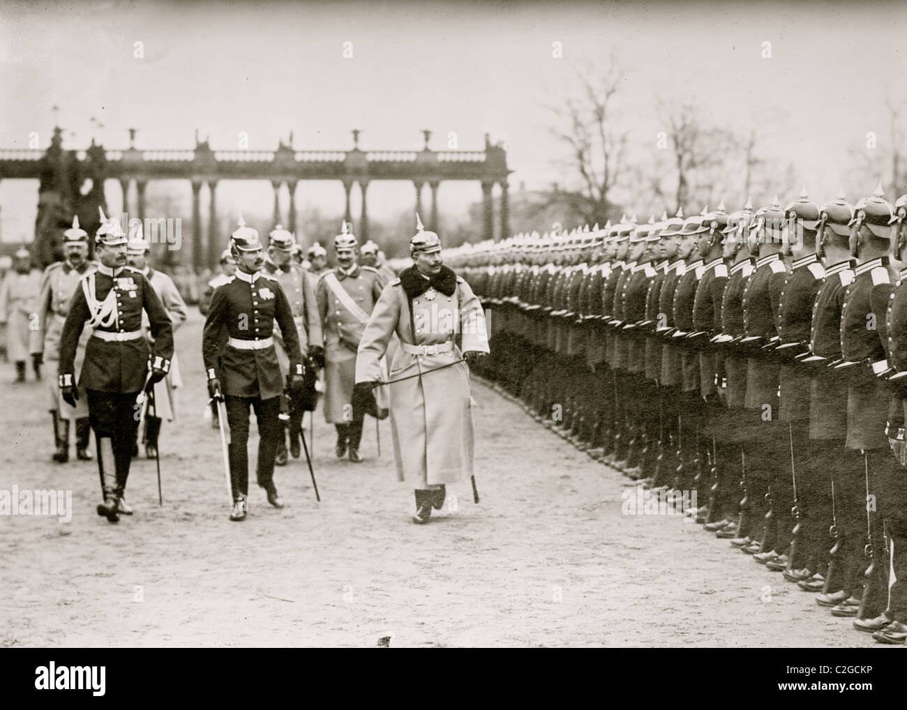 Inspektion der armeeformation -Fotos und -Bildmaterial in hoher ...