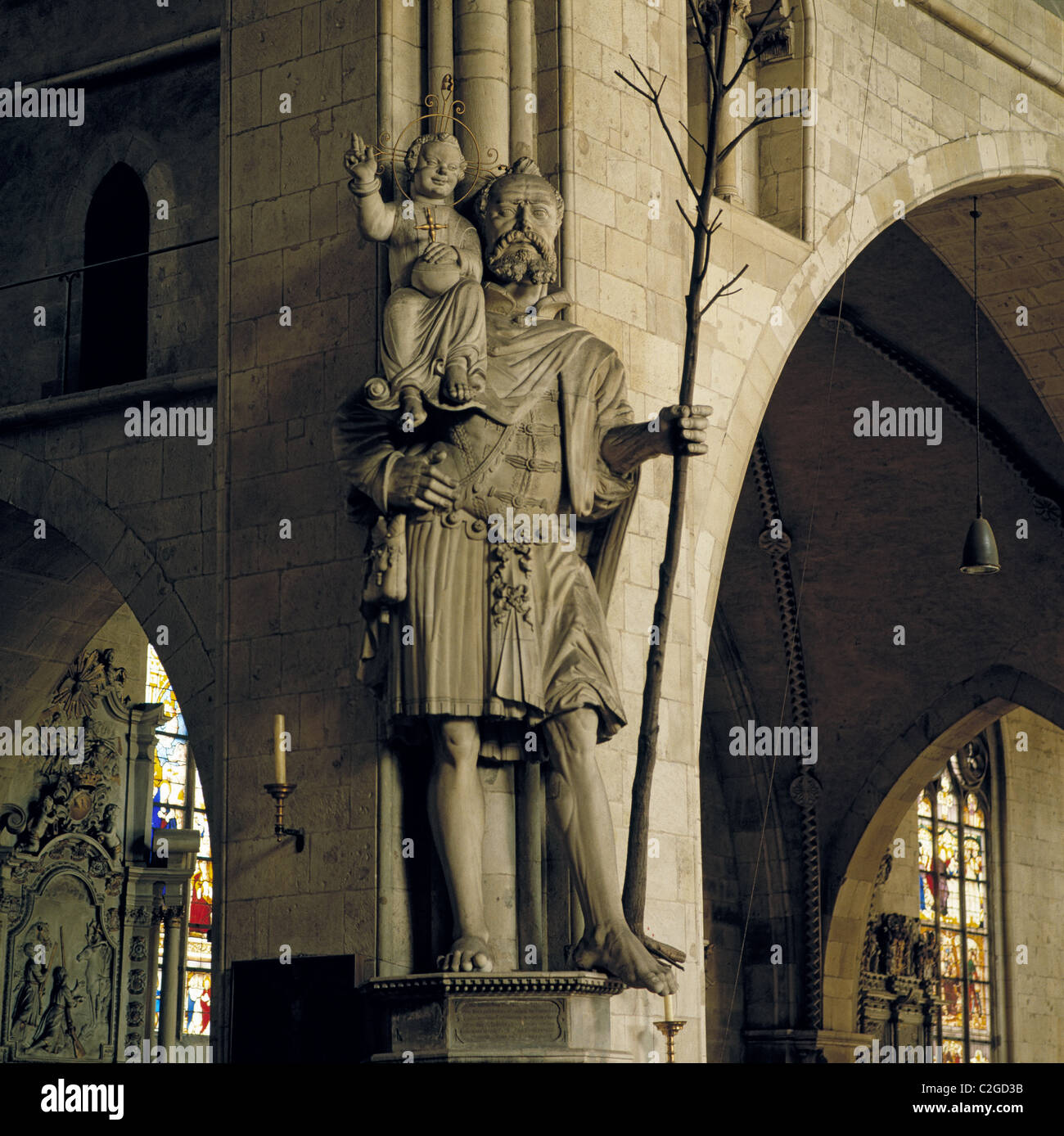Statue Heiliger Christophorus Im Dom St. Paulus in Münster, Westfalen ...