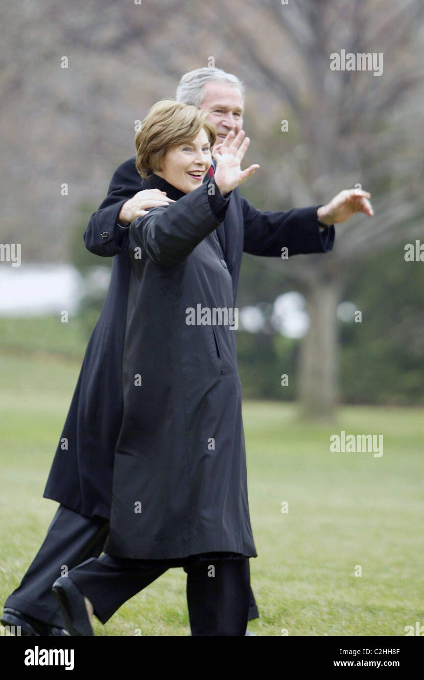 Präsident George w. Bush und Laura Bush die erste Familie fahren aus ...