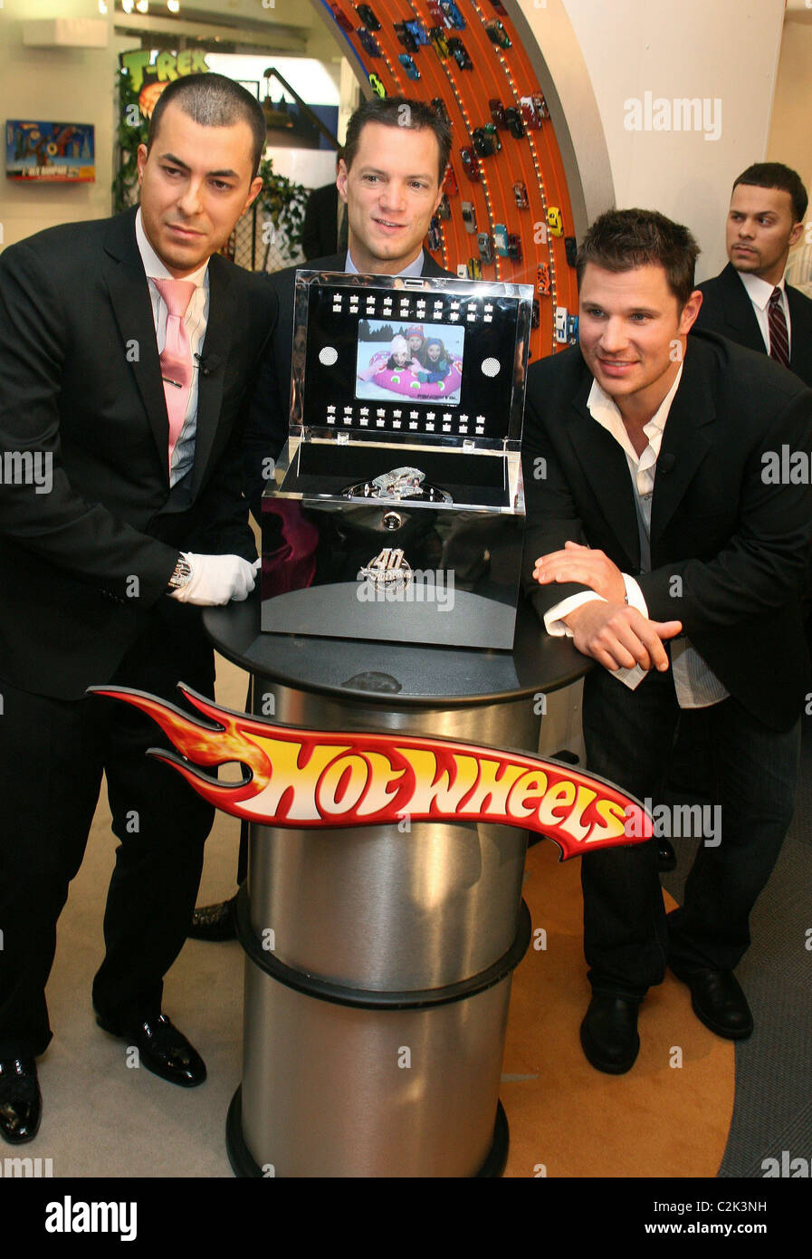 Jason arasheben ceo e proprietario di jason of beverly hills -Fotos und ...