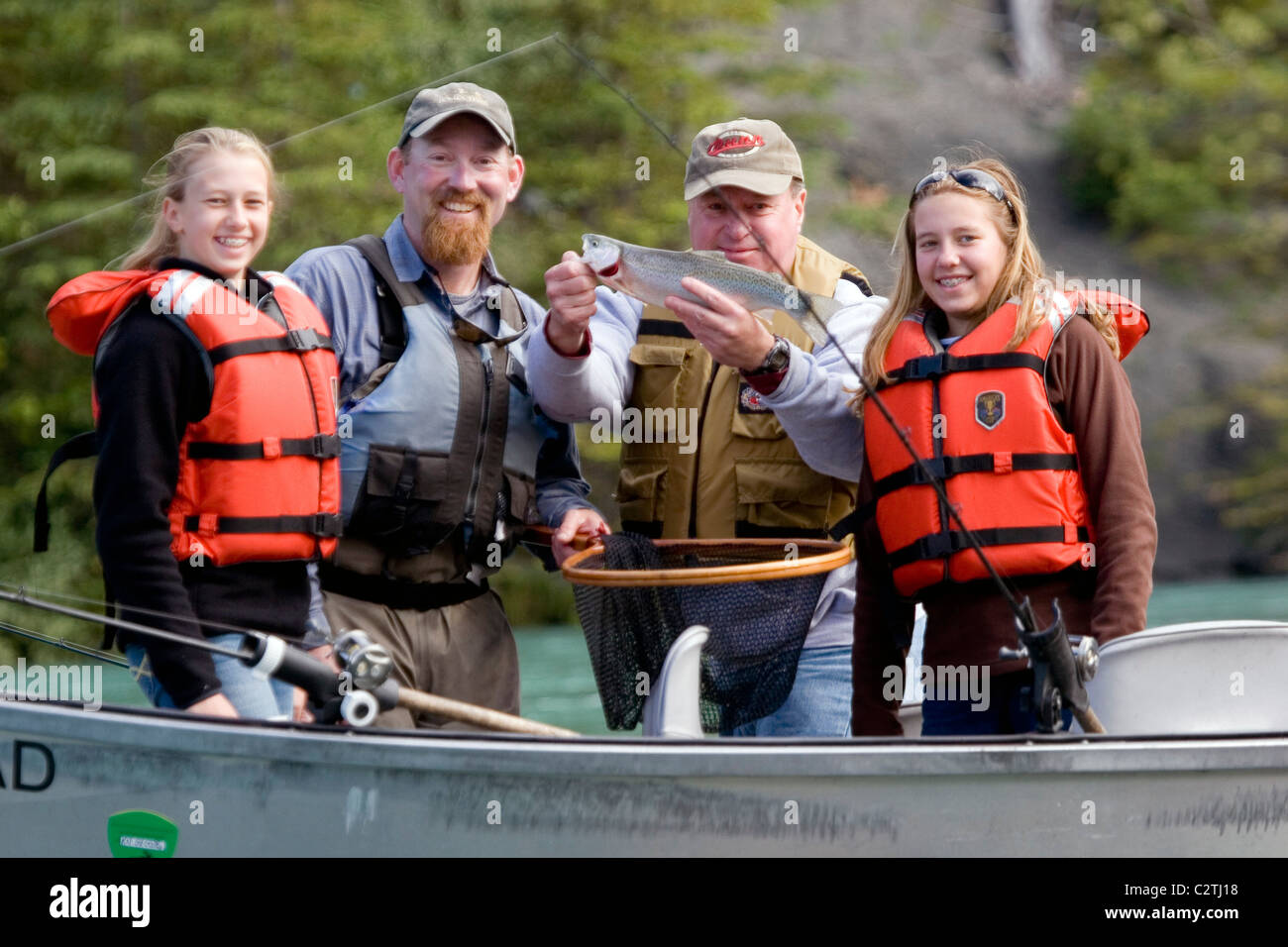 Familie & Guide Angeberei Regenbogenforelle gefangen von Drift Boot Kenai River Kenai-Halbinsel ...
