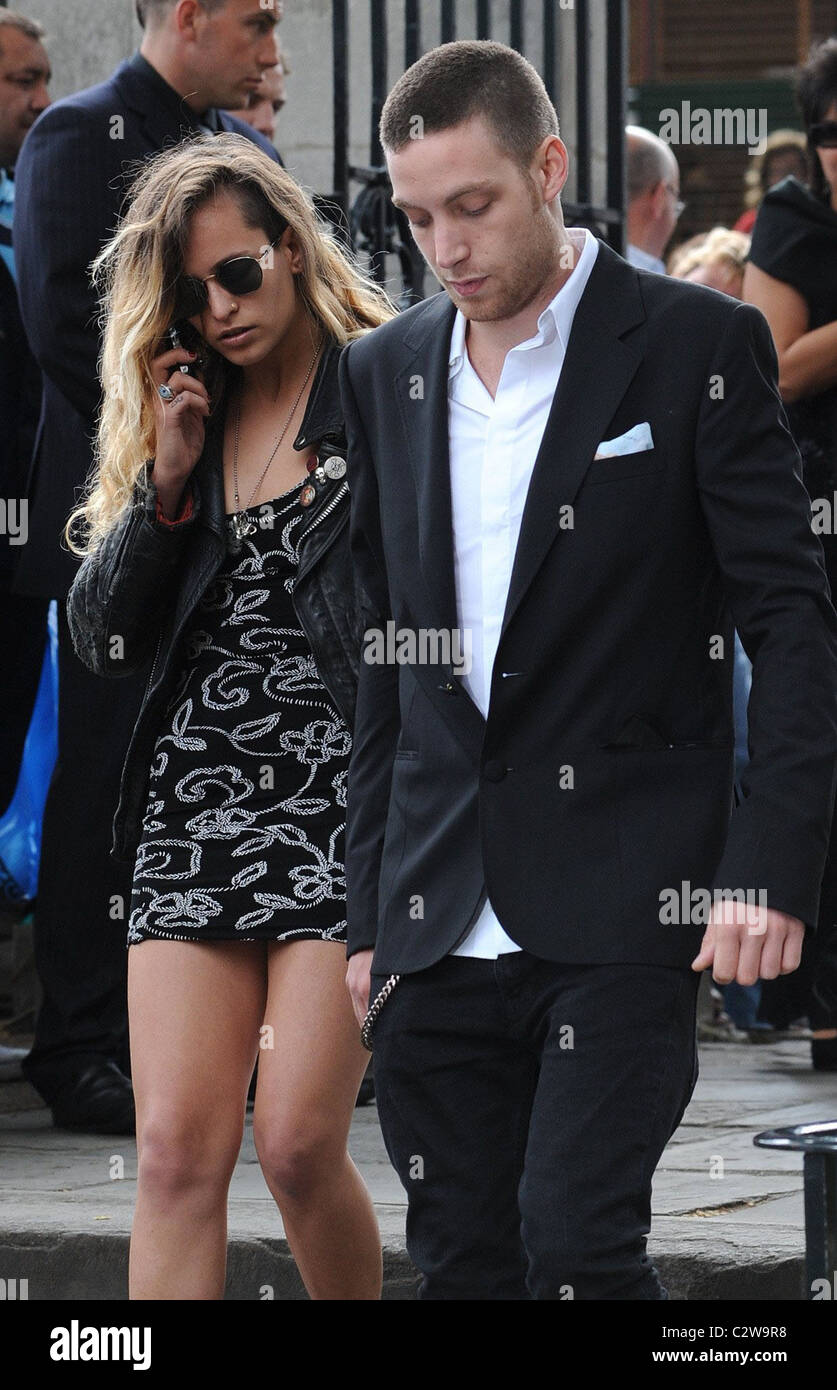 Alice dellal james jagger wedding -Fotos und -Bildmaterial in hoher ...