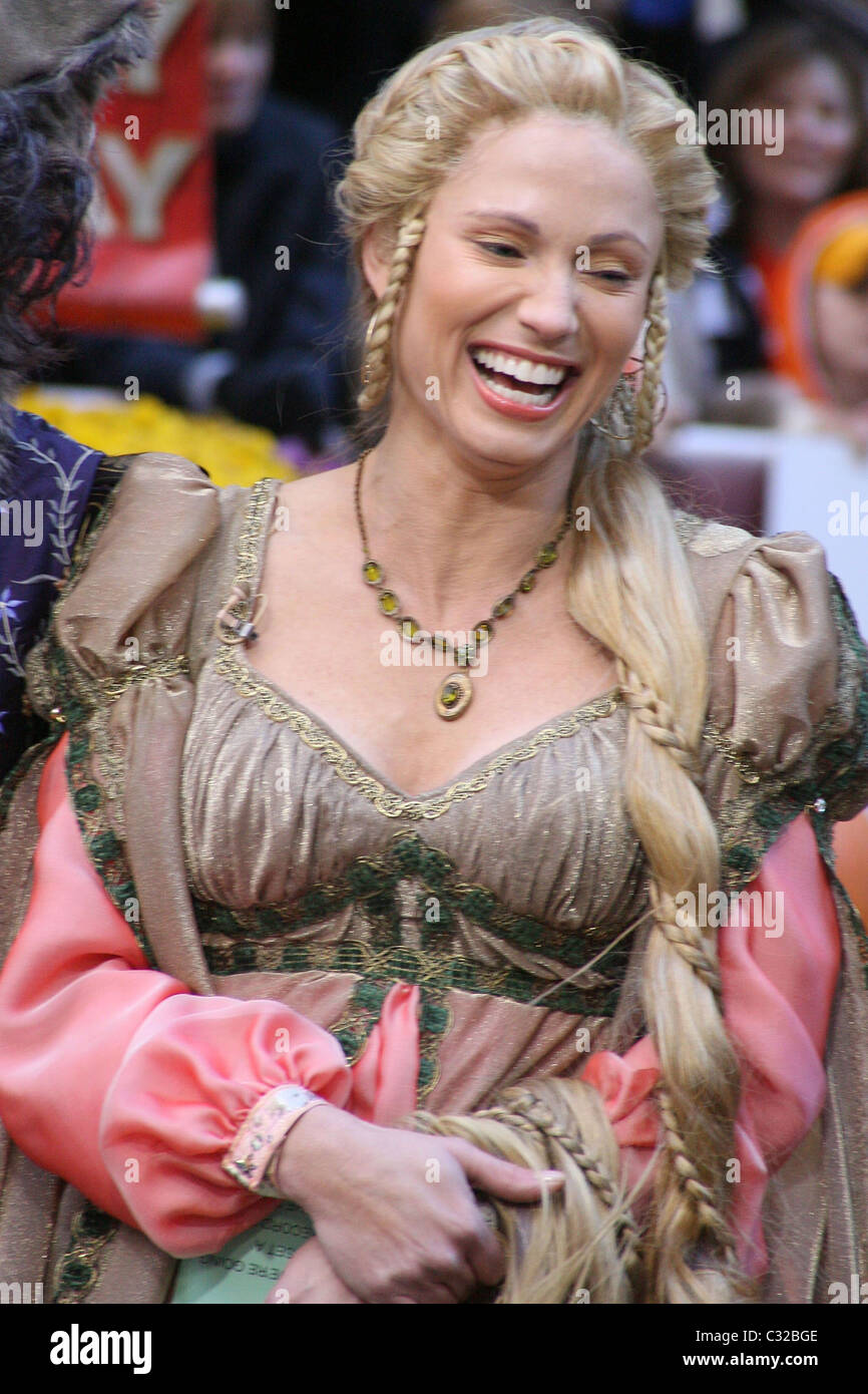 Amy Robach NBCs heute jährliche Halloween-Show am Rockefeller Plaza New ...