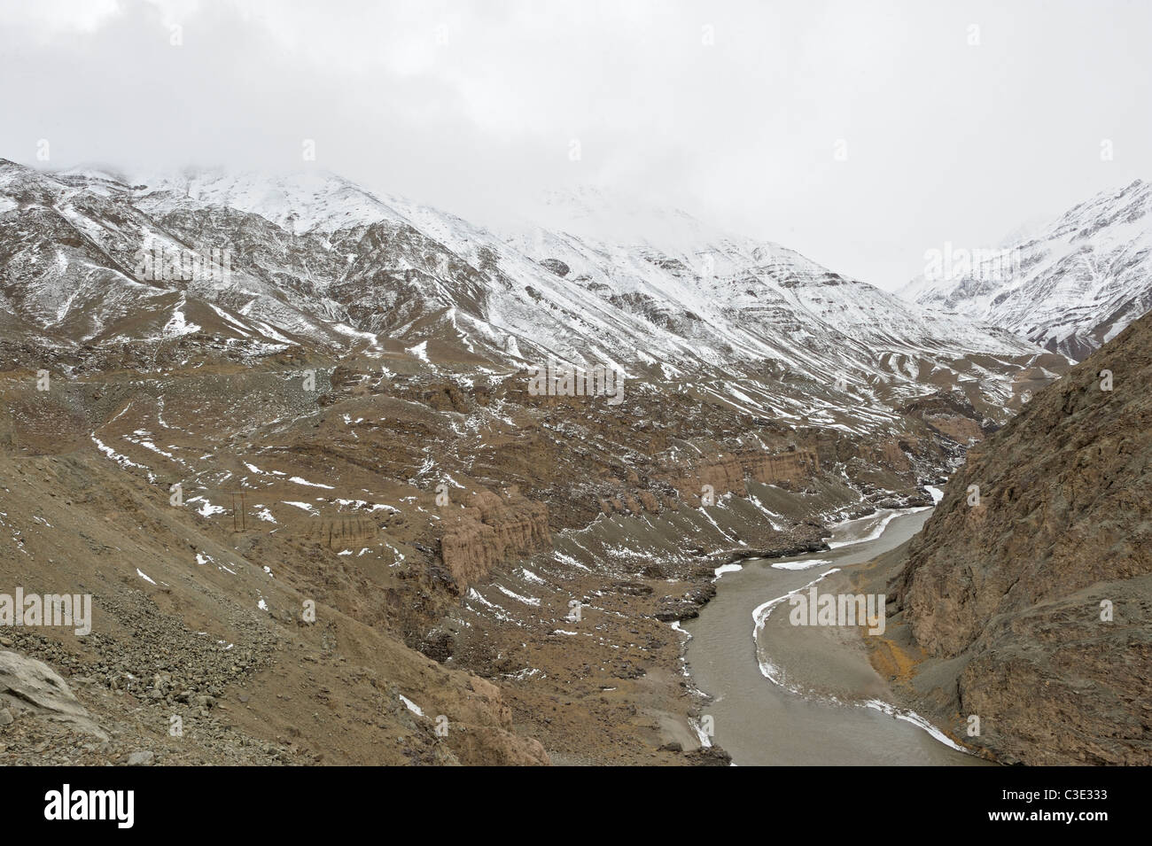 Indus river valley -Fotos und -Bildmaterial in hoher Auflösung – Alamy