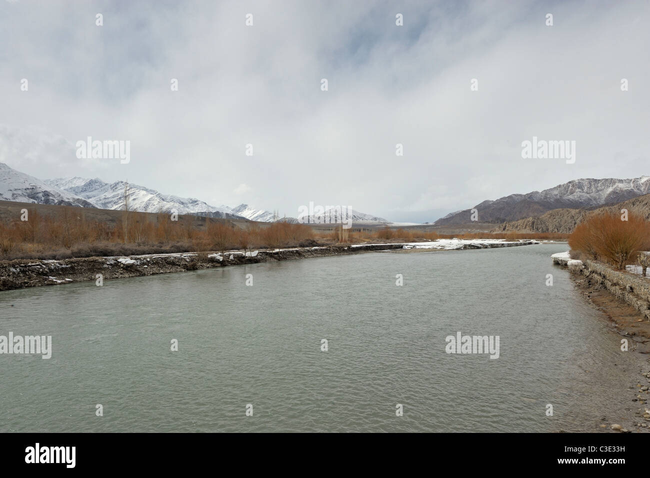 Indus river valley -Fotos und -Bildmaterial in hoher Auflösung – Alamy