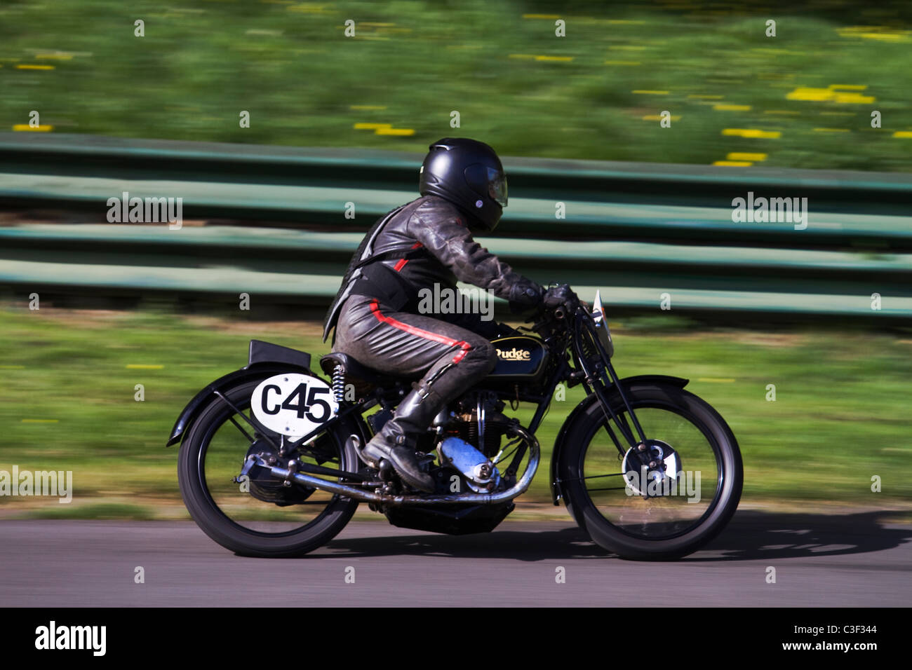Rudge motorcycle -Fotos und -Bildmaterial in hoher Auflösung – Alamy