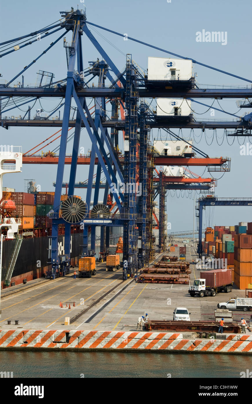 Mexico.Veracruz.Loading Container im Hafen von Veracruz Stockfotografie ...