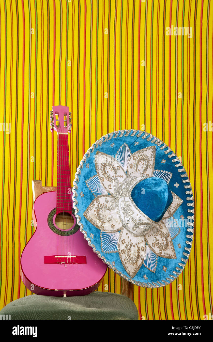 Mariachi hut -Fotos und -Bildmaterial in hoher Auflösung – Alamy