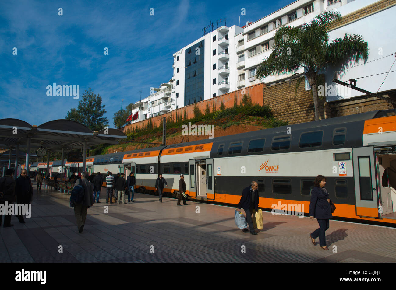 Rabat train station -Fotos und -Bildmaterial in hoher Auflösung – Alamy