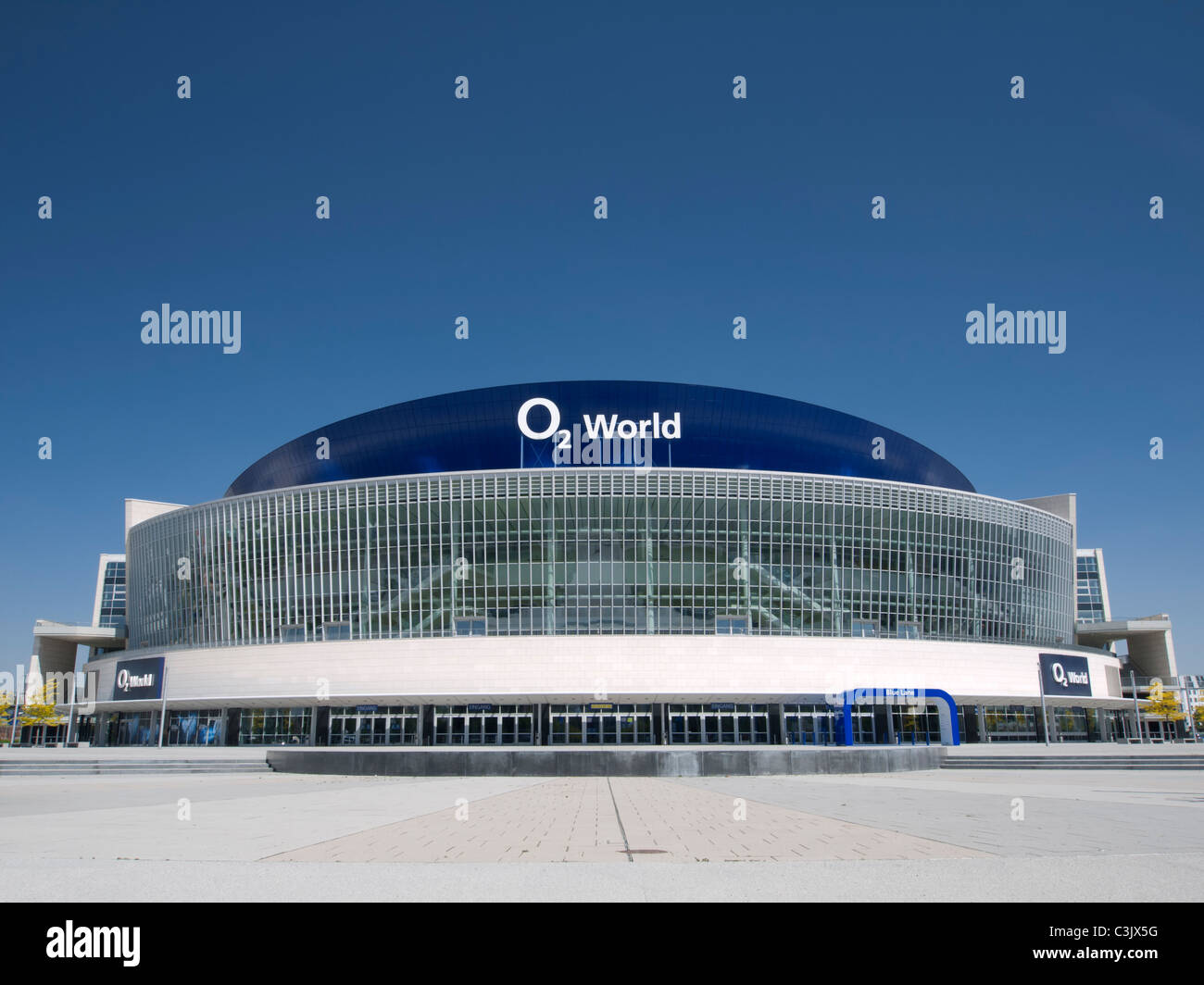 O2 World Berlin Stockfotos und -bilder Kaufen - Alamy