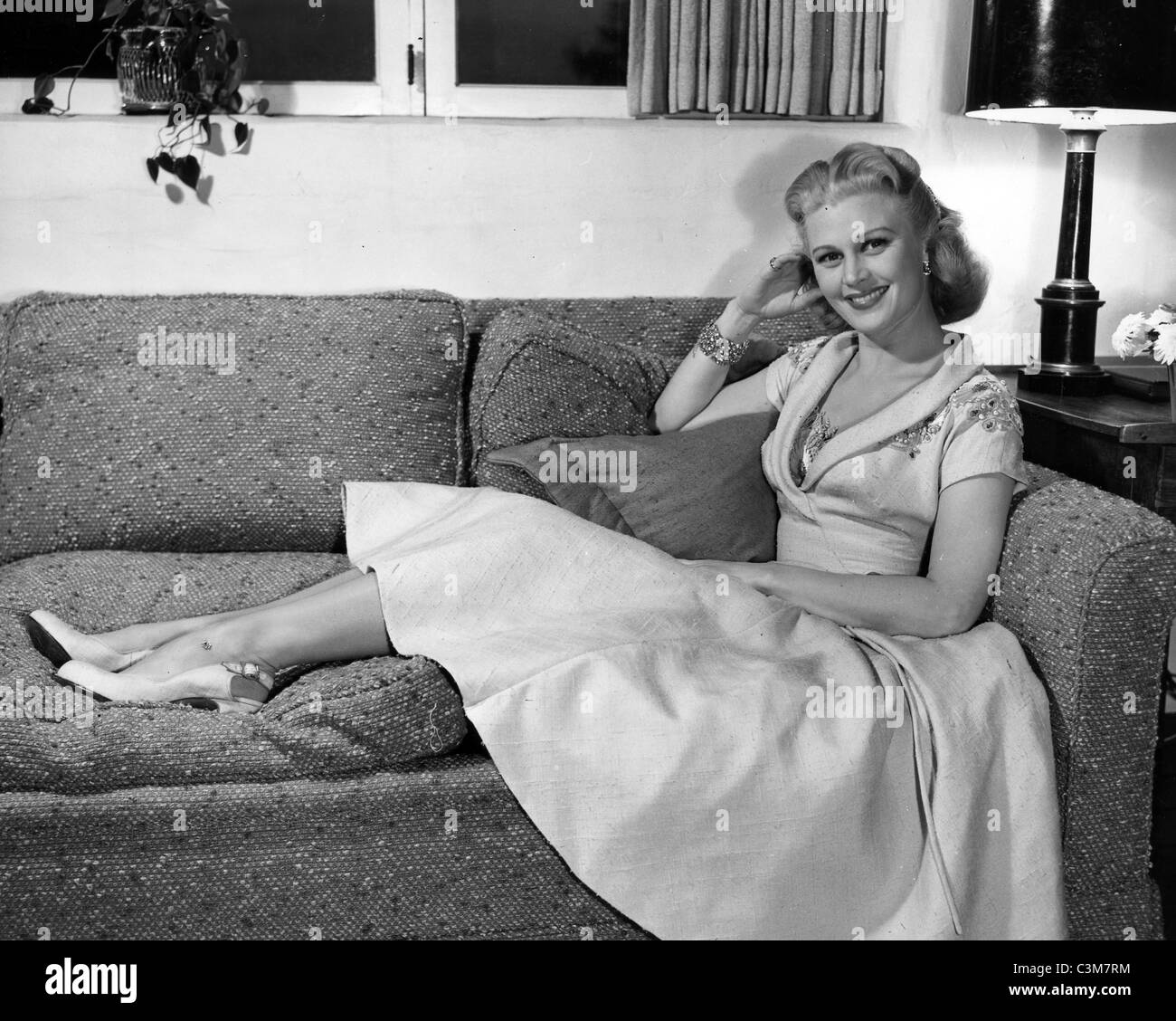 JOAN CAULFIELD (1922 – 1991) US-Film Schauspielerin und ehemaliges ...