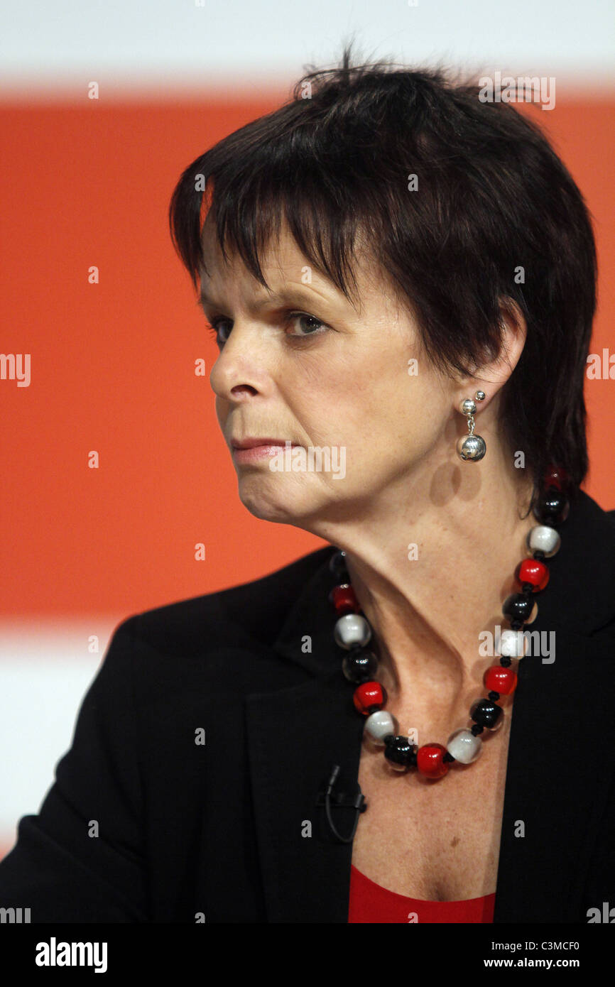 Anne milton mp -Fotos und -Bildmaterial in hoher Auflösung – Alamy