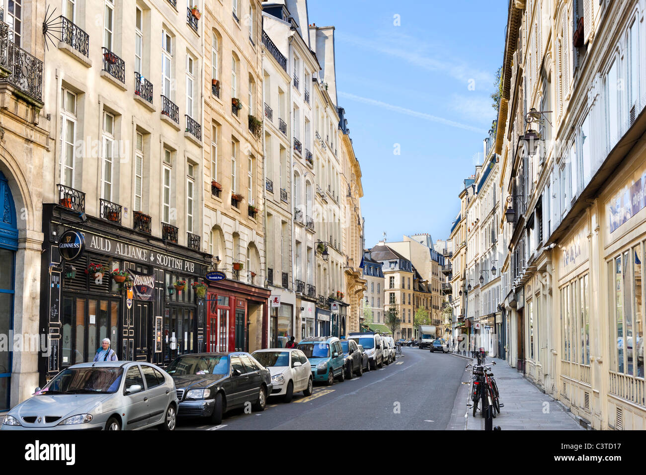 Marais paris shopping -Fotos und -Bildmaterial in hoher Auflösung – Alamy