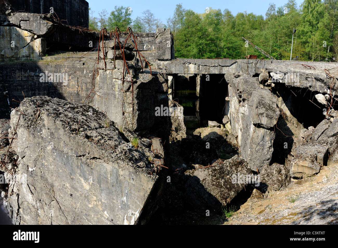 Das Blockhaus Eperlecques, Basis nach der britischen Bombenangriff, Pas ...