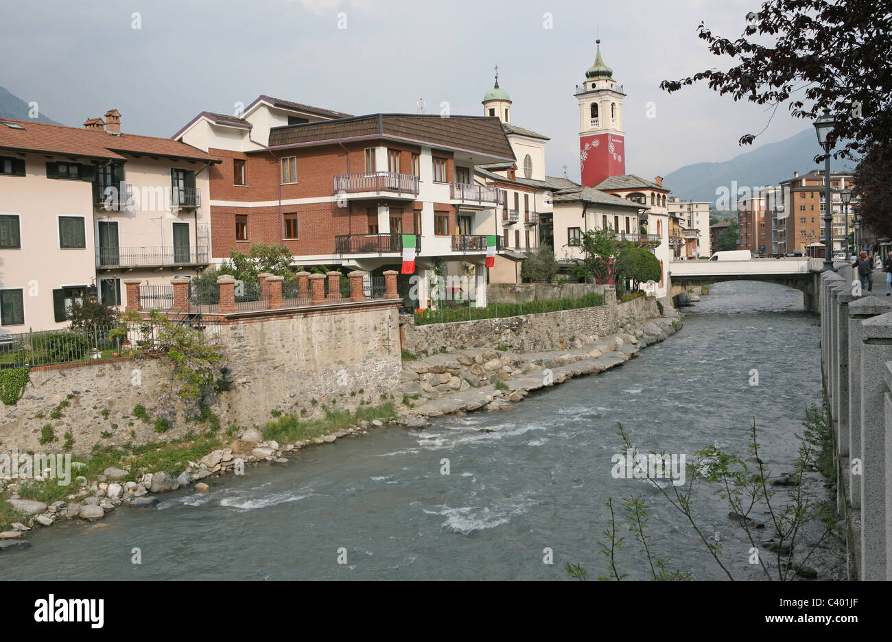 Fluss dora riparia -Fotos und -Bildmaterial in hoher Auflösung – Alamy