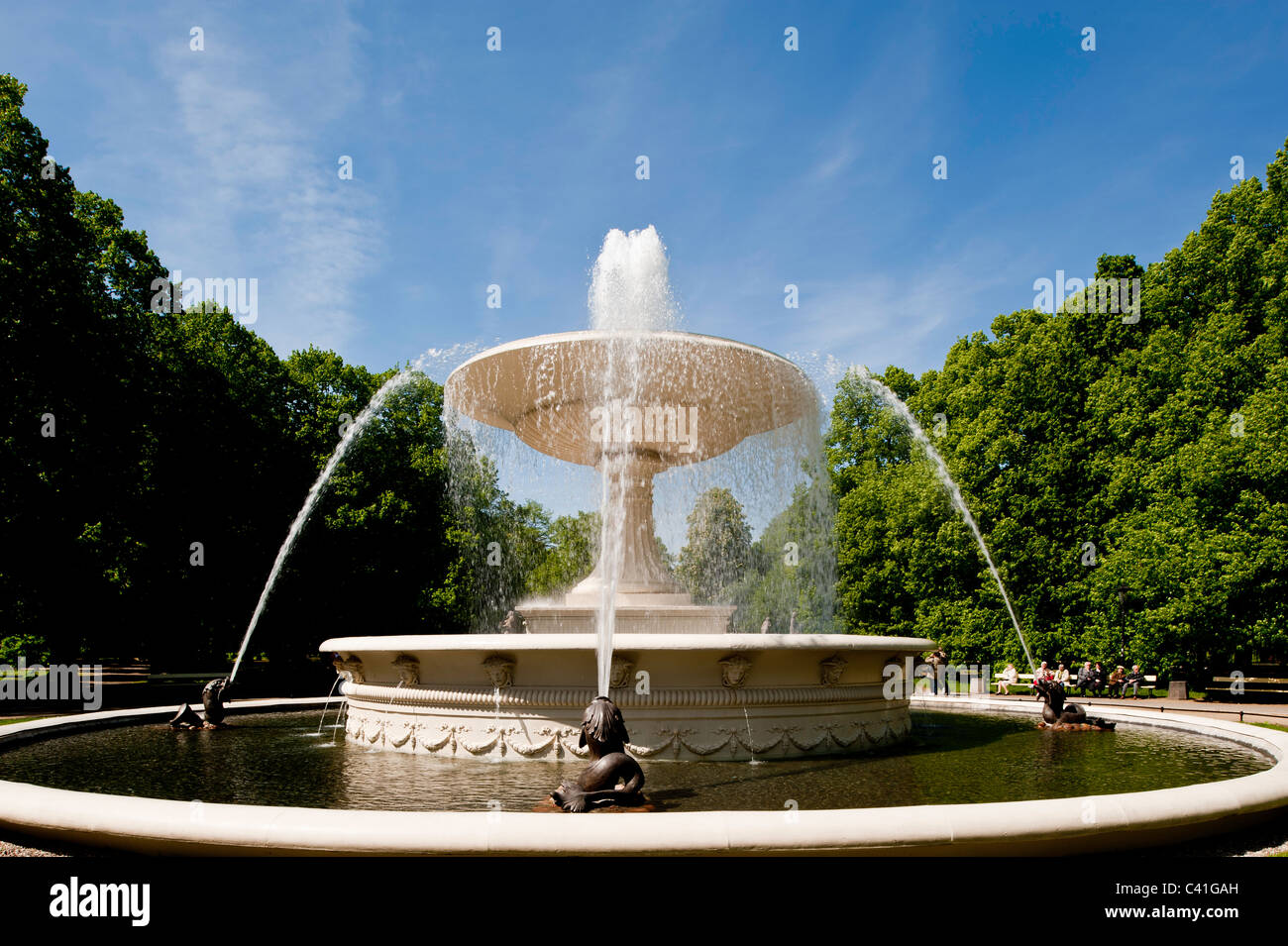 Warschauer park saski -Fotos und -Bildmaterial in hoher Auflösung – Alamy