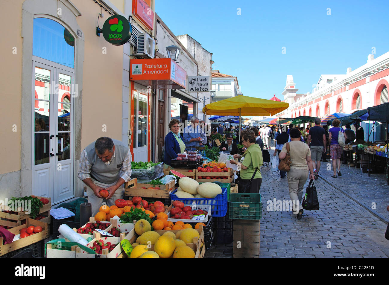 Obststände, Markt von Loulé, Praca da Republica, Loulé, Algarve-Region ...